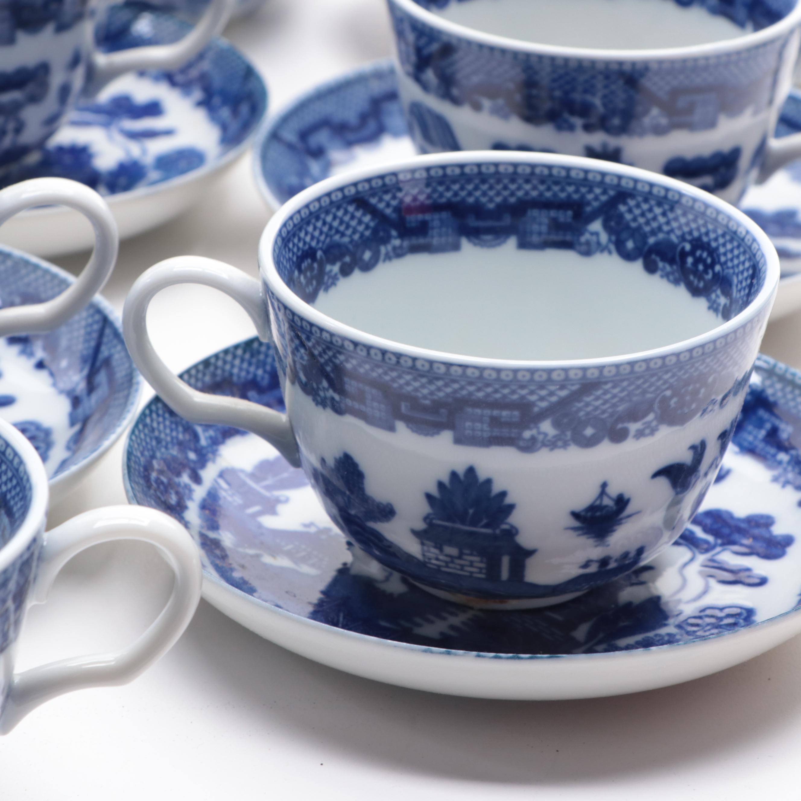 HIC and Other Blue Willow Tea Set and Tableware | EBTH