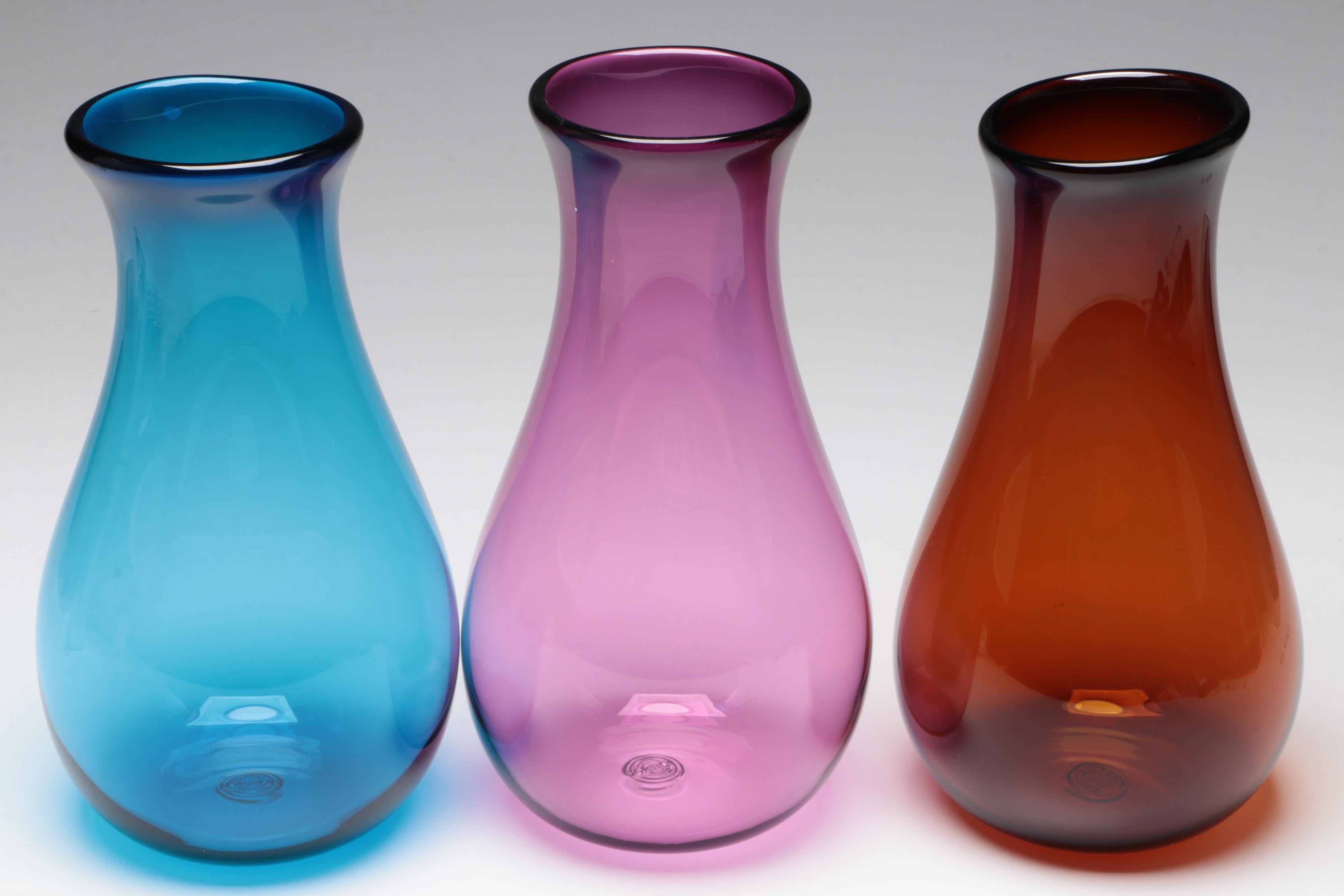 Orbix Hot Glass "Groove" Handblown Art Glass Vases | EBTH