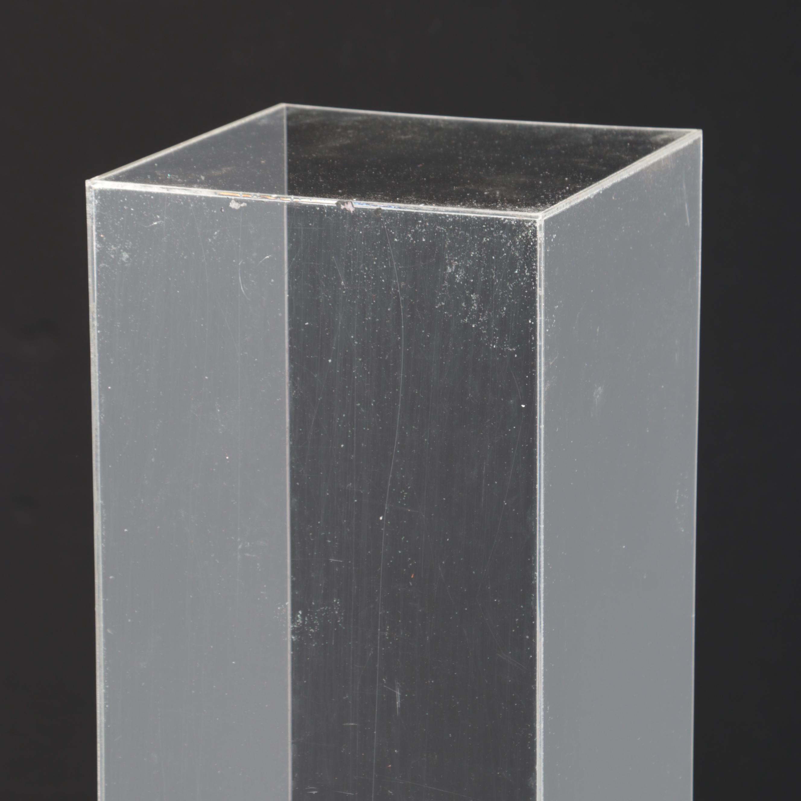 Acrylic Rectangular Display | EBTH