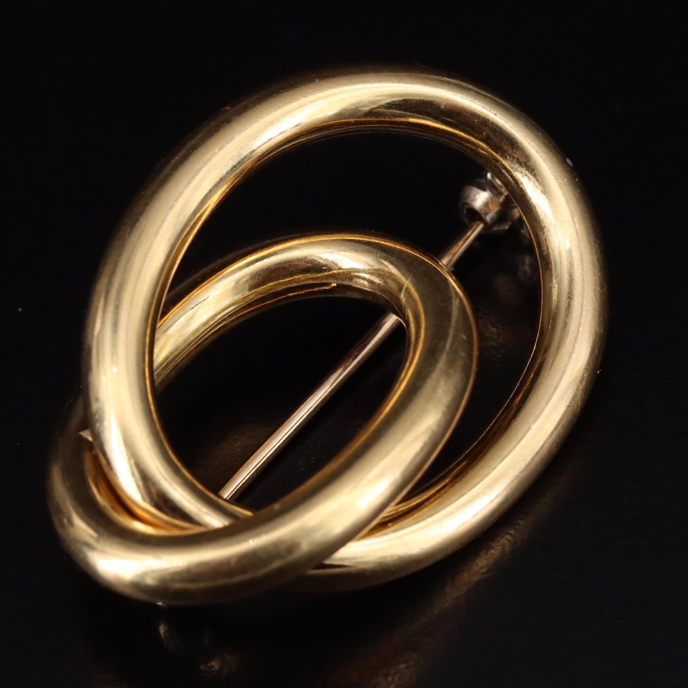Italian 18K Interlocking Brooch | EBTH
