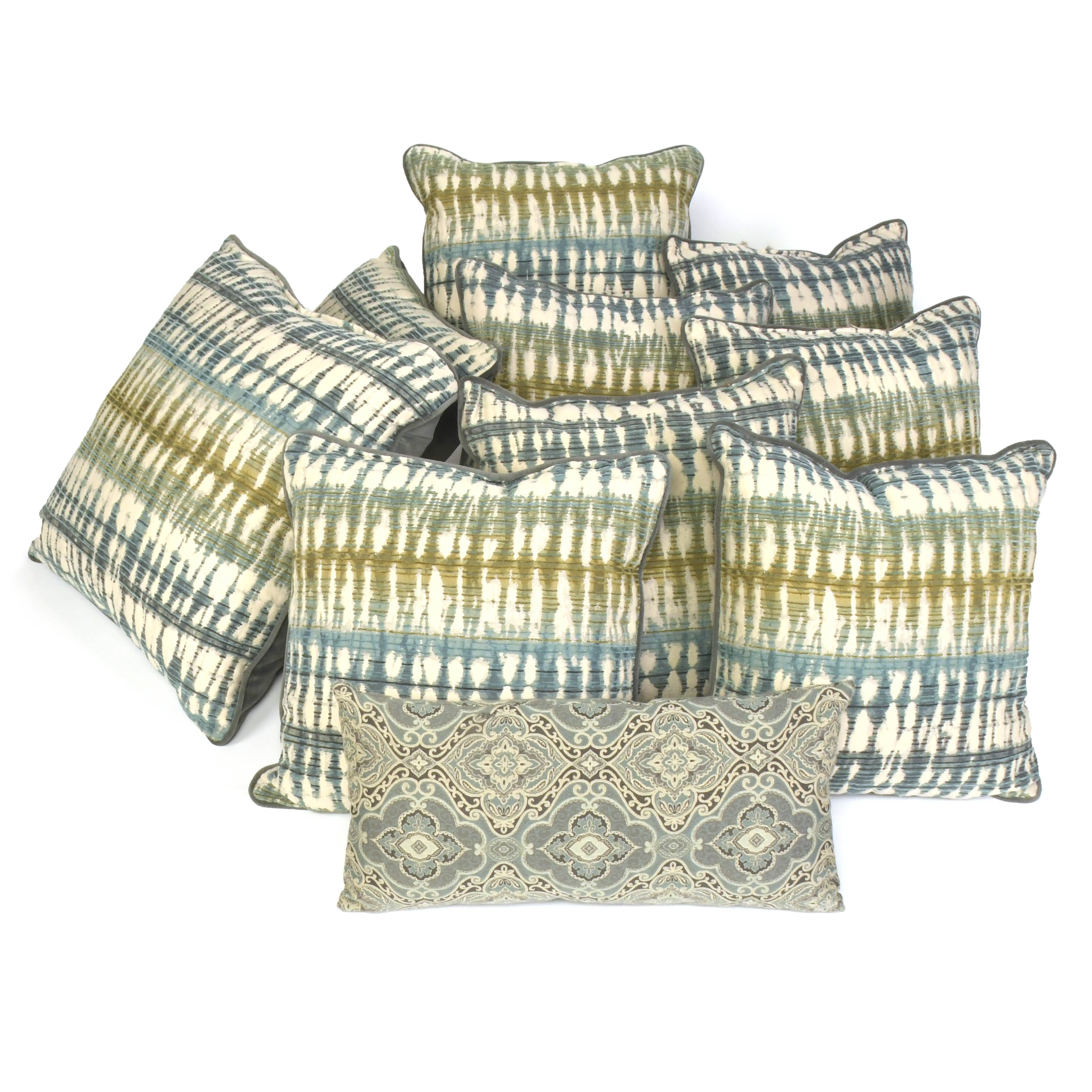 Ikat Woven Throw Pillows With Medallion Tapestry Lumbar Pillow | EBTH