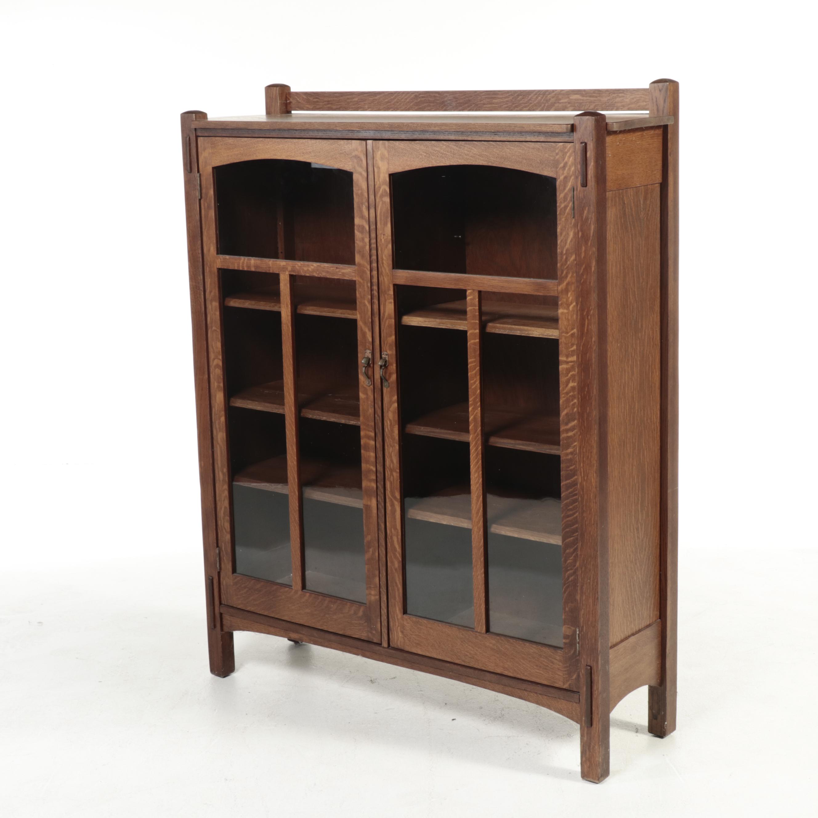Limbert Arts and Crafts Quartersawn Oak Bookcase, Early 20th Century | EBTH