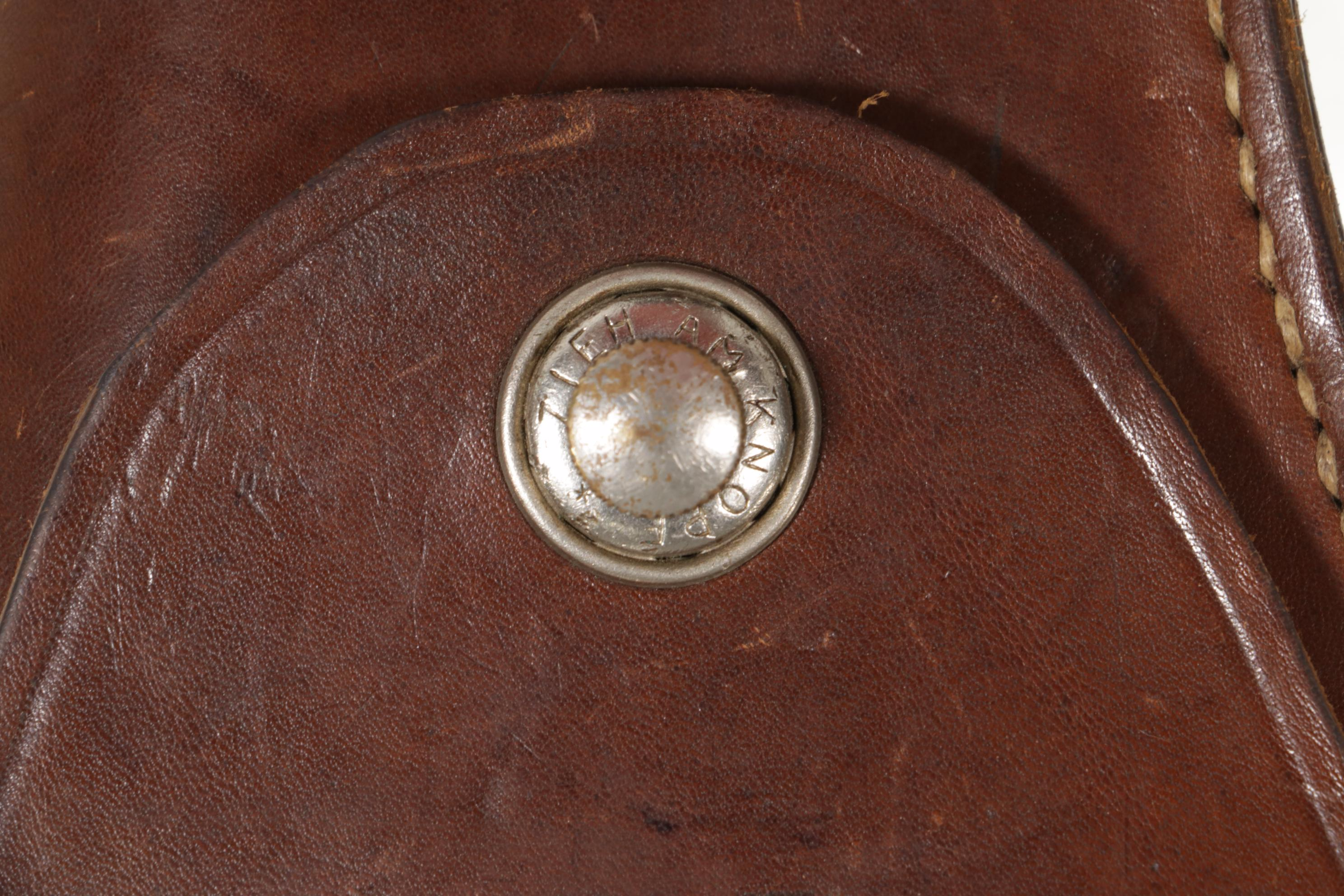 Leg 'O Mutton Takedown Shotgun Leather Cases With Pistol Holster | EBTH