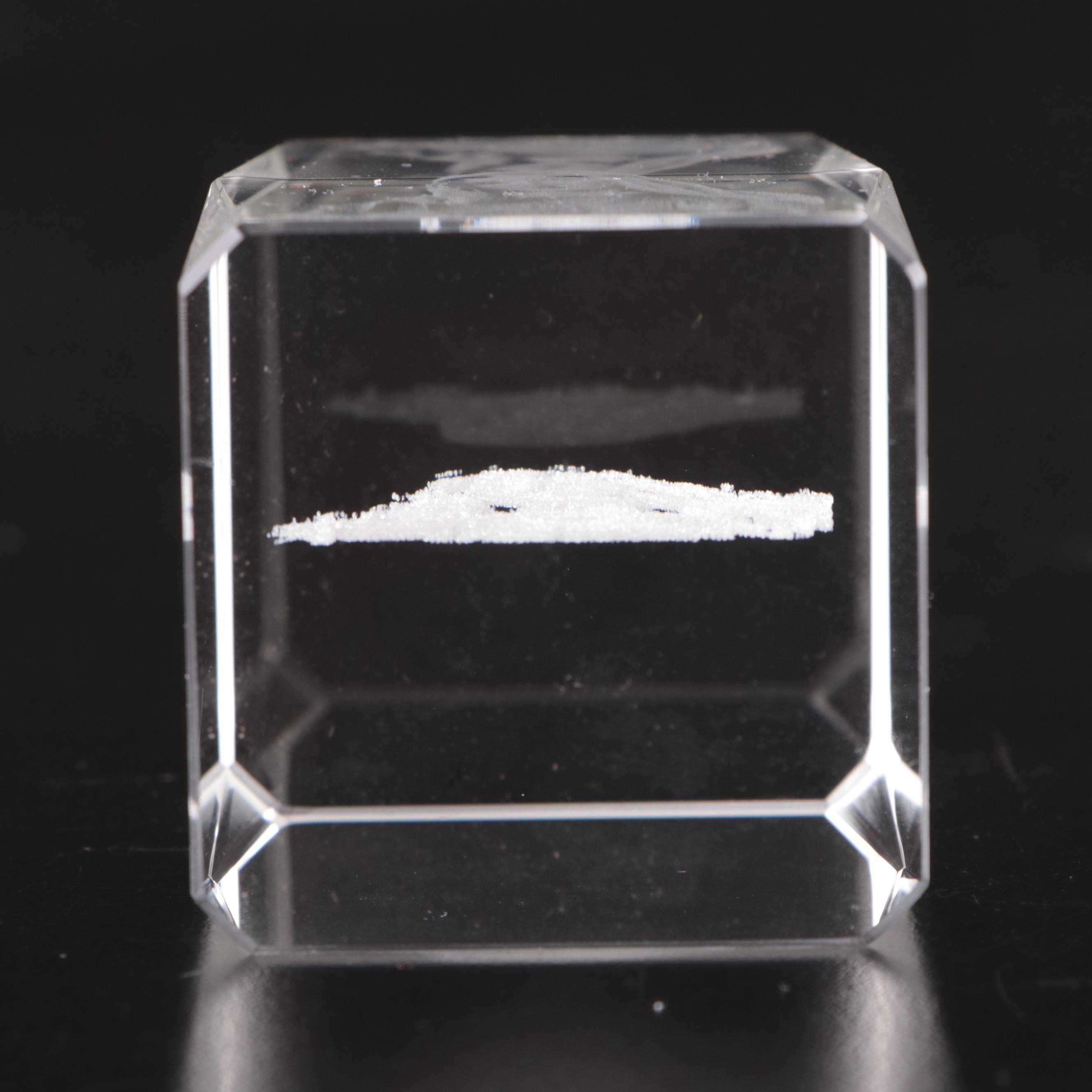 Laser Etched Glass Mary and Jesus Paperweights | EBTH