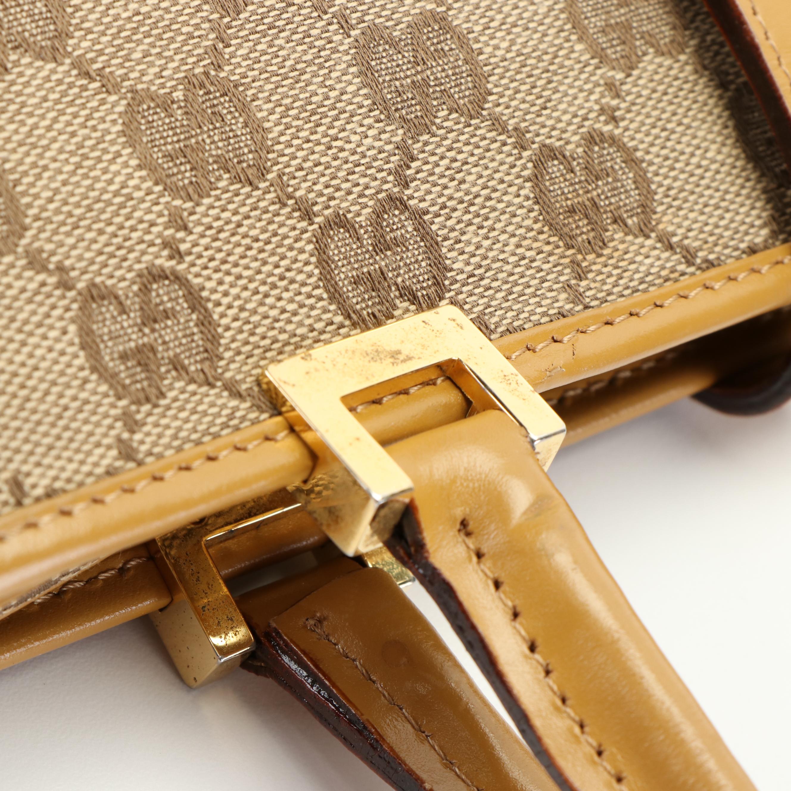 Gucci Jackie Piston Lock Tote Bag in GG Canvas and Leather Trim | EBTH