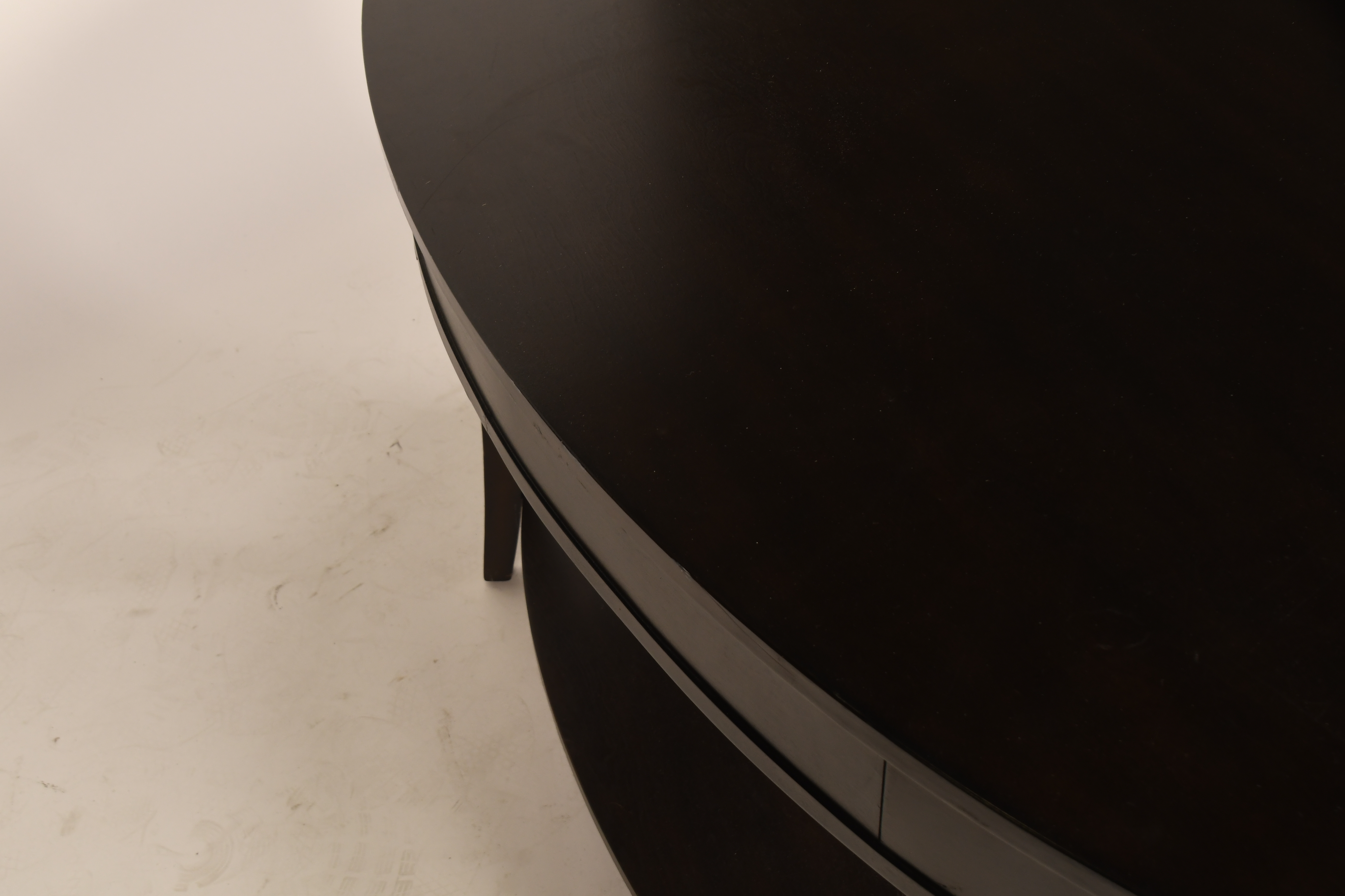 Oval Desk with Drawer | EBTH