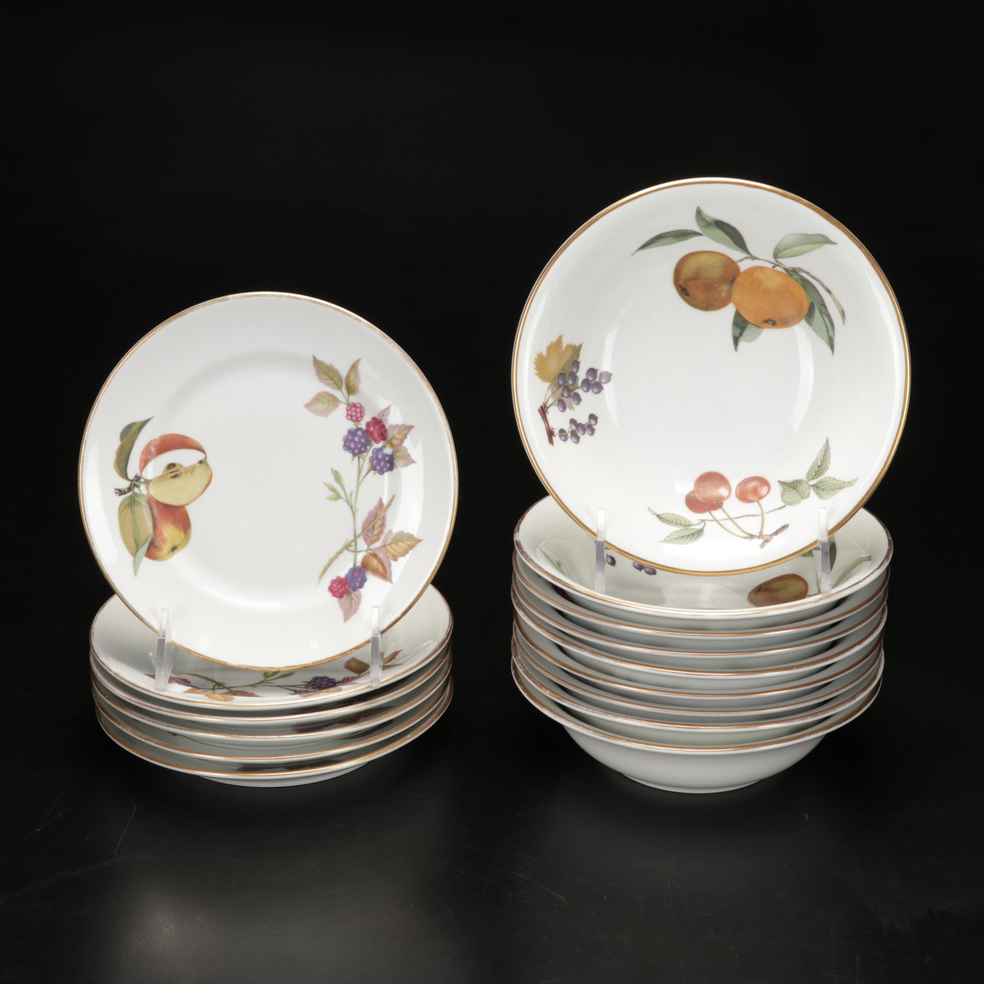 Royal Doulton "Evesham Gold" Dinnerware, 1961-2015 | EBTH