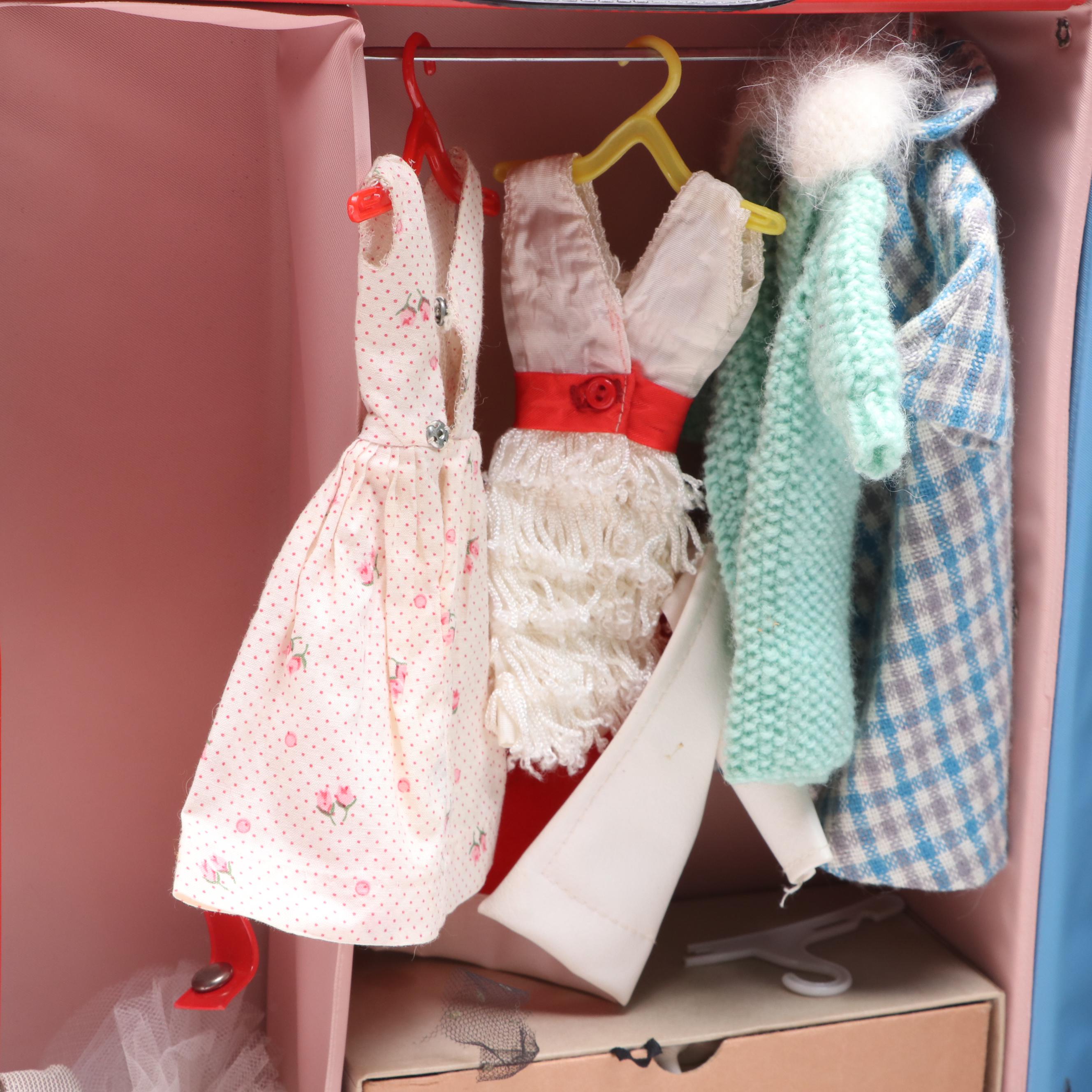 Barbie and Ken Vinyl Double Carrying Case with Barbie Dolls and ...