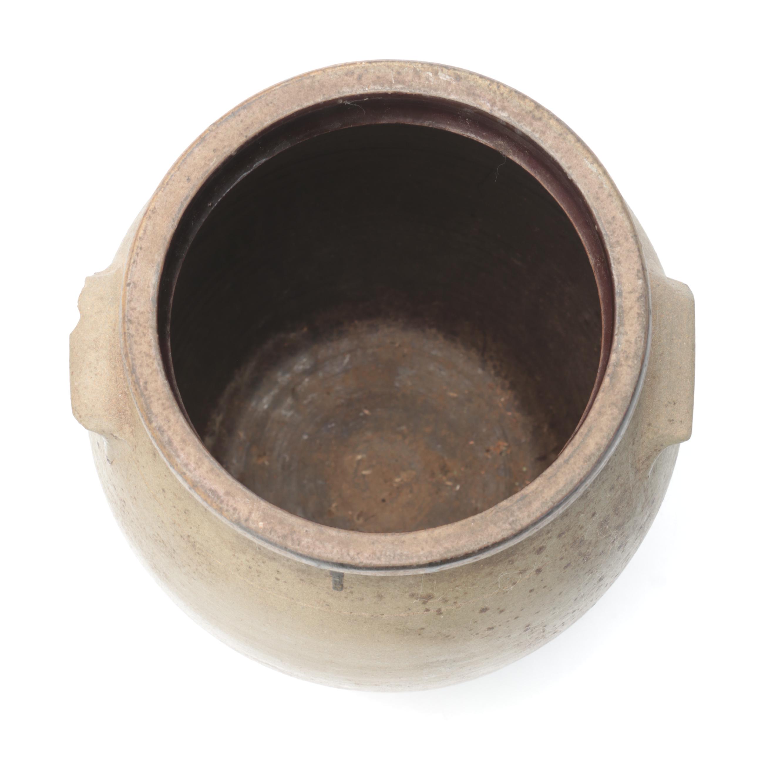 4 Gallon Salt Glazed Stoneware Crock with Elephant Ear Handles, 19th ...