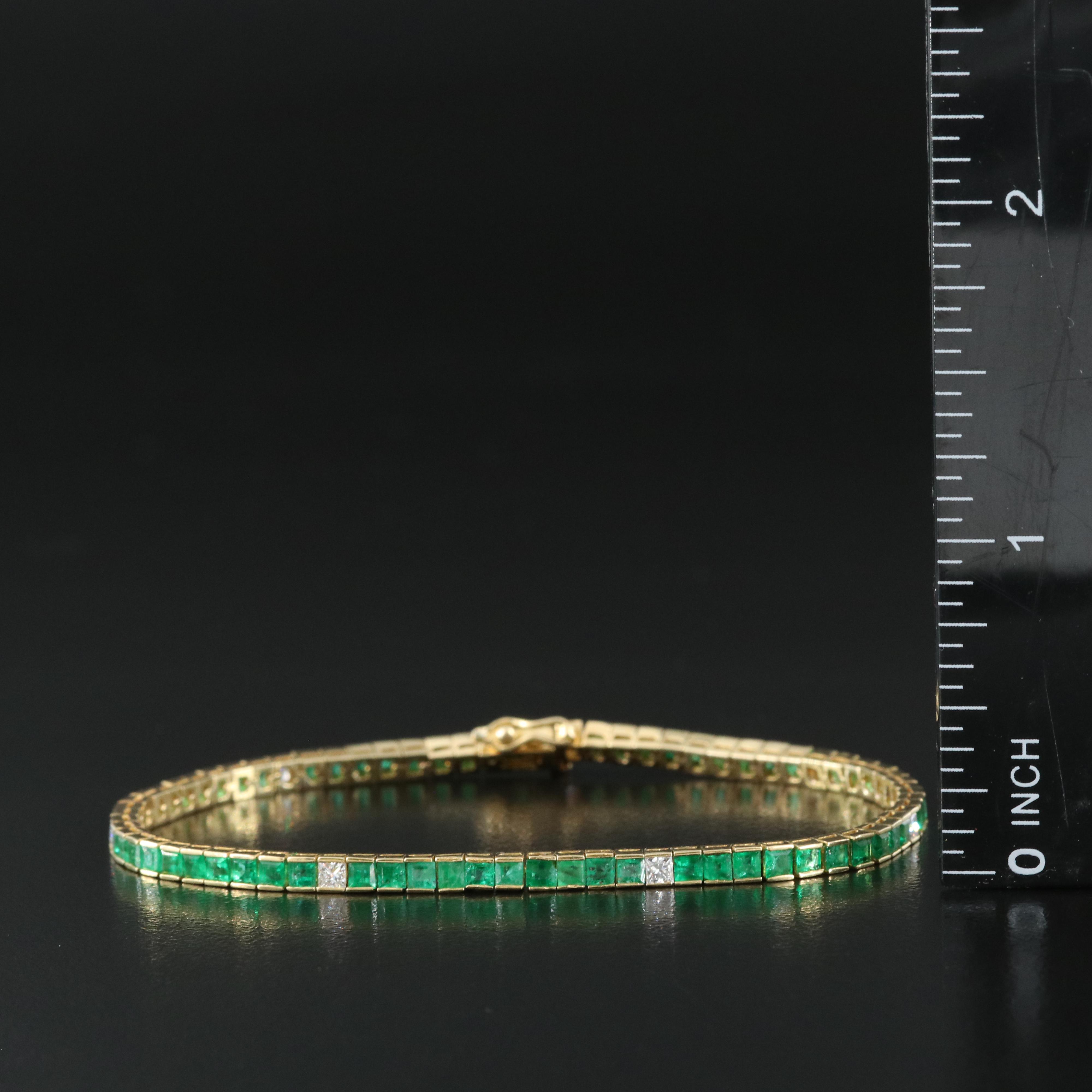 18K Diamond and Emerald Line Bracelet | EBTH