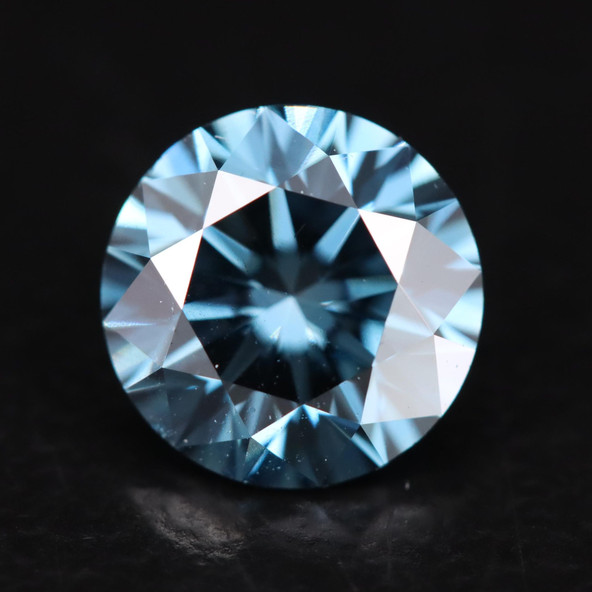 Loose 1.39 CT Fancy Dark Blue Diamond | EBTH