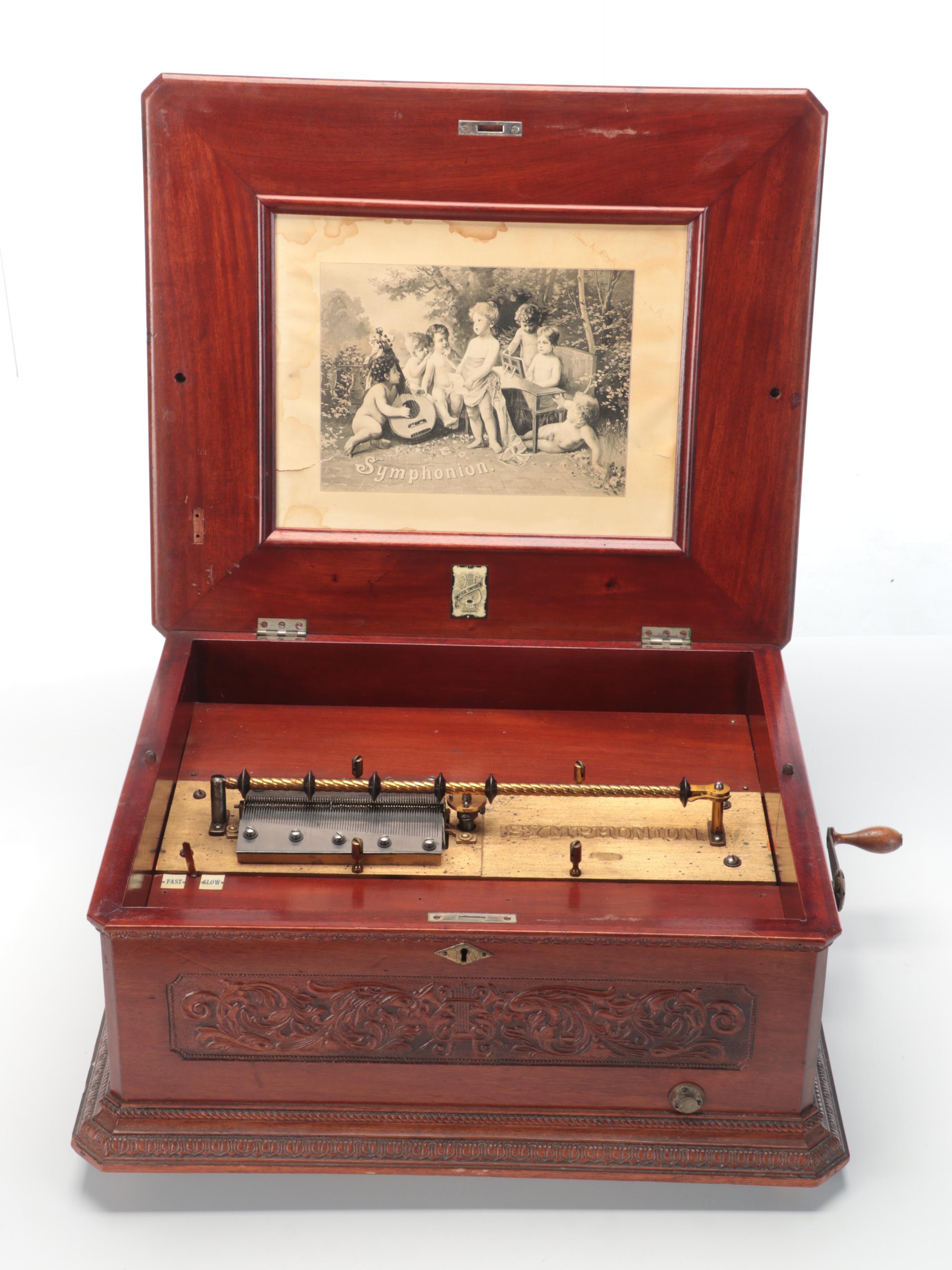 Symphonion Mfg Co. Disc Music Box With Discs, Early 20th Century ...