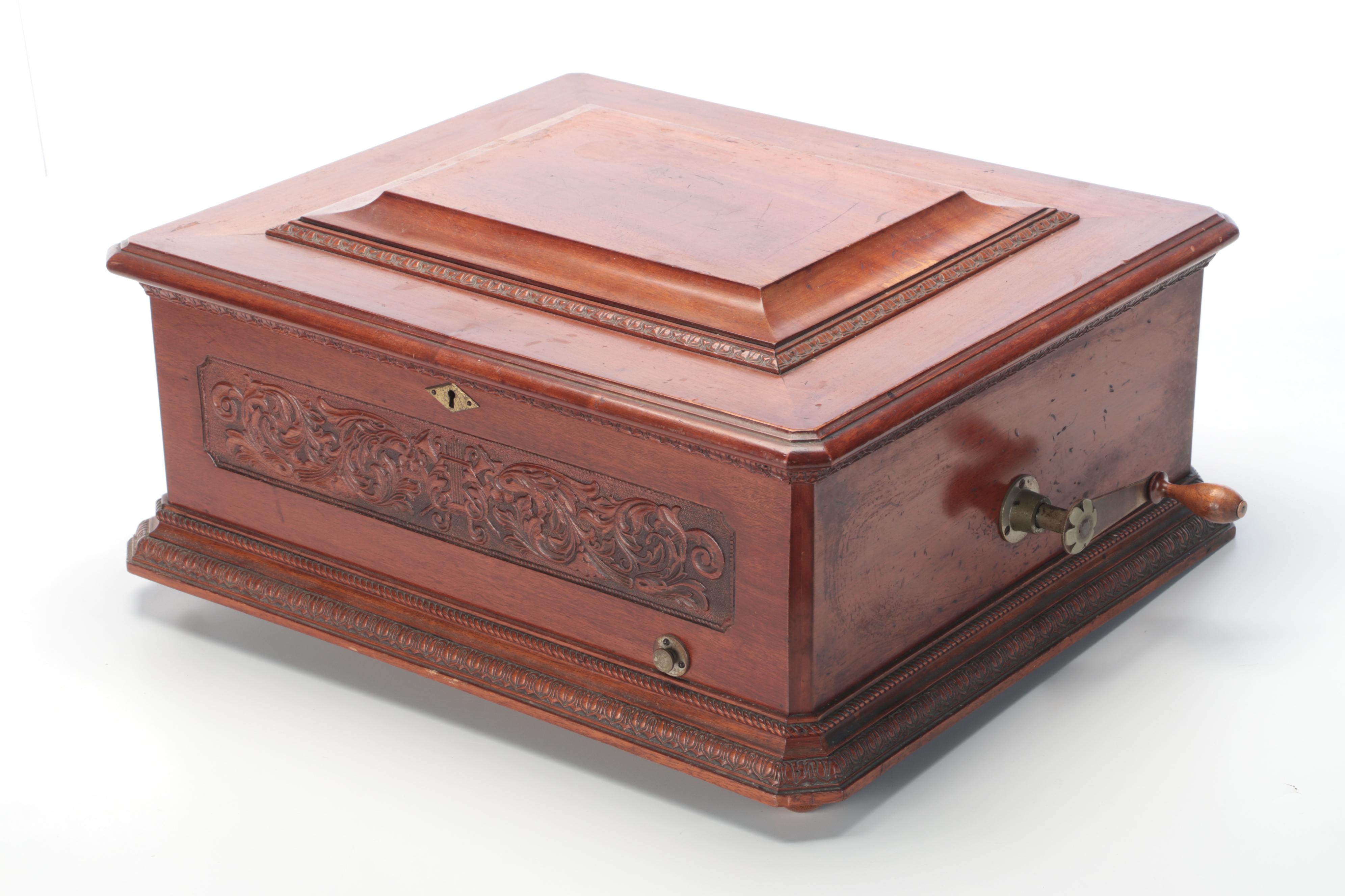 Symphonion Mfg Co. Disc Music Box With Discs, Early 20th Century ...