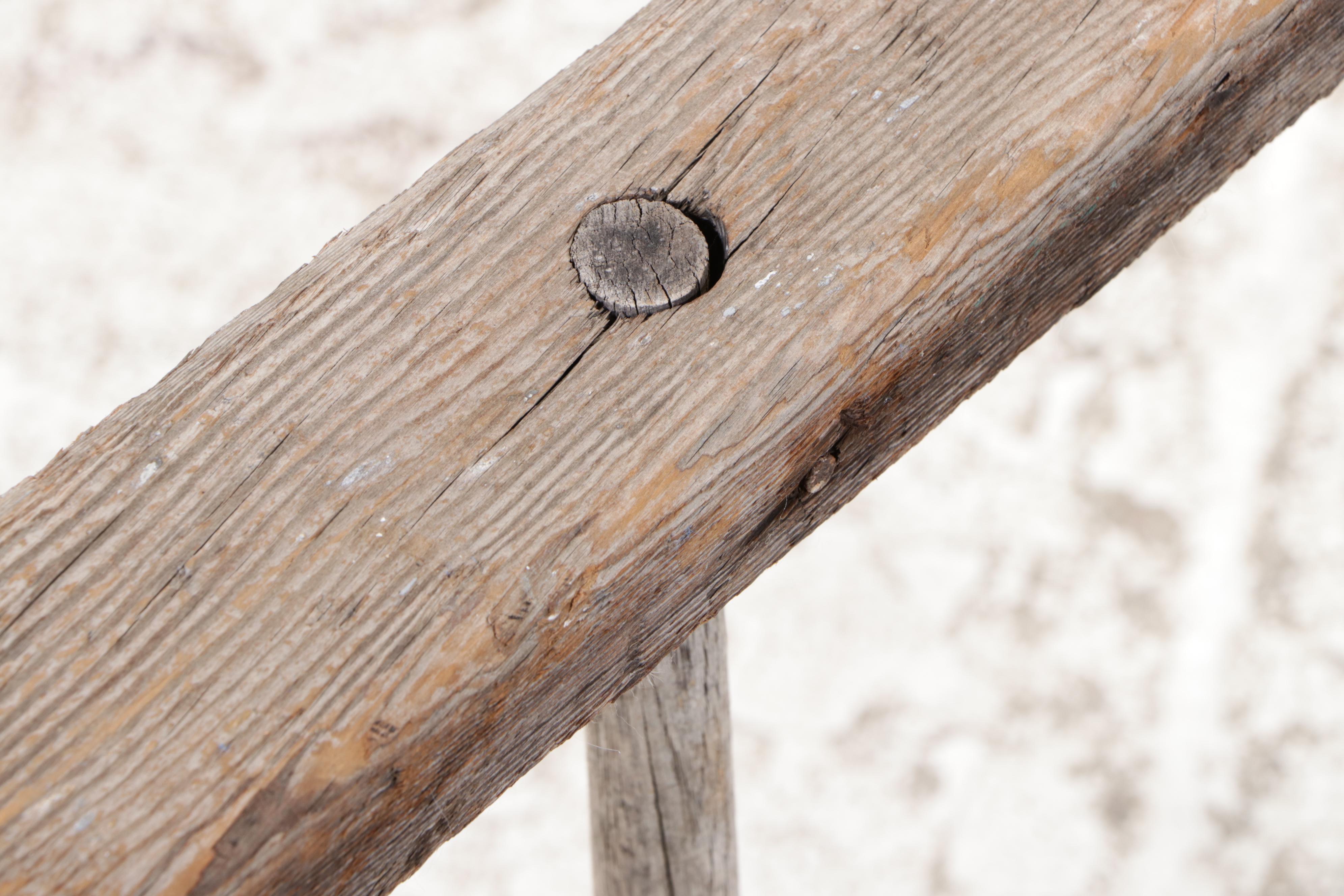 6'1 Wooden Six-Rung Step Ladder | EBTH