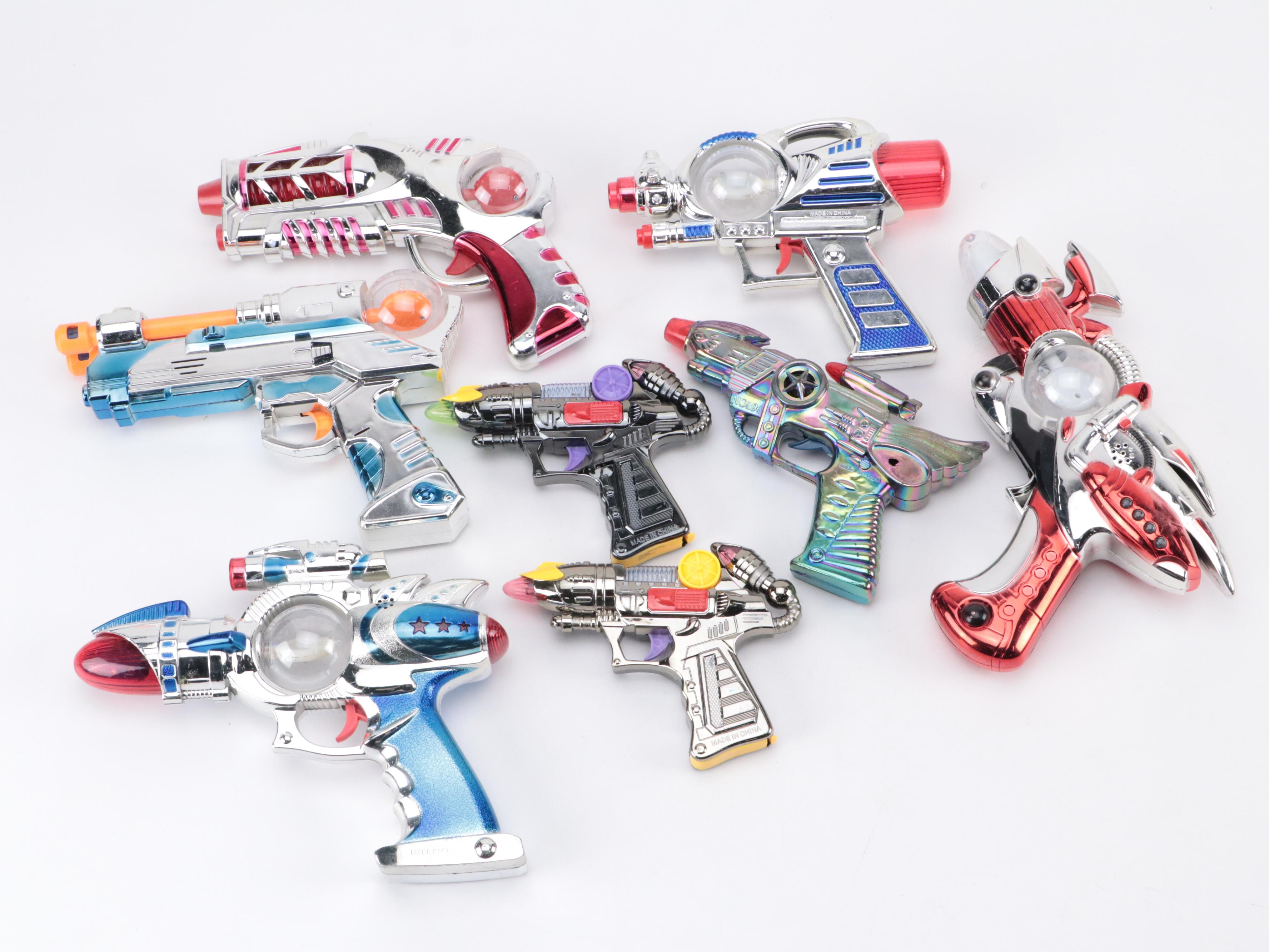 Betsy Alexander's Ray Gun Collection | EBTH