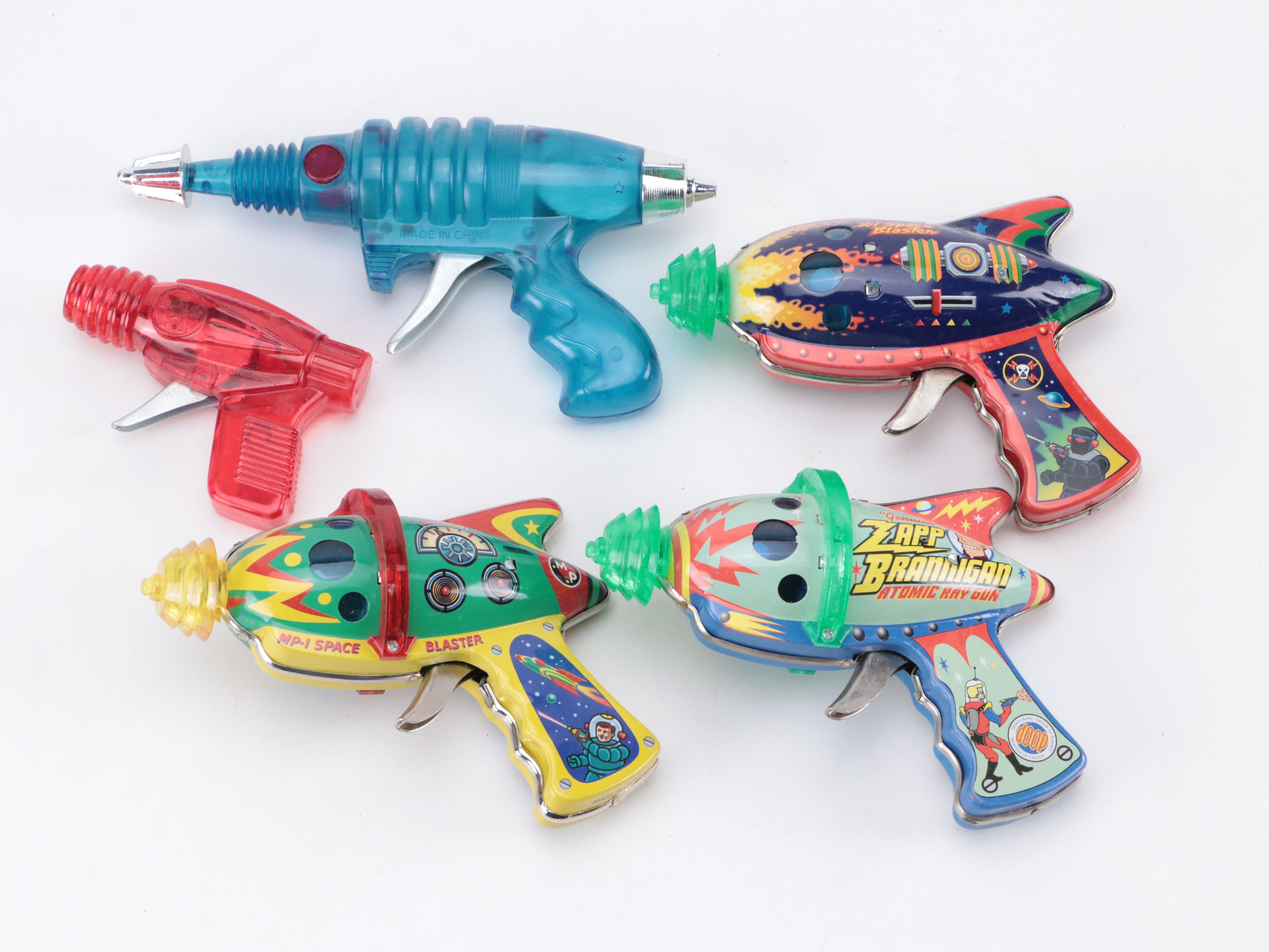 Betsy Alexander's Ray Gun Collection | EBTH
