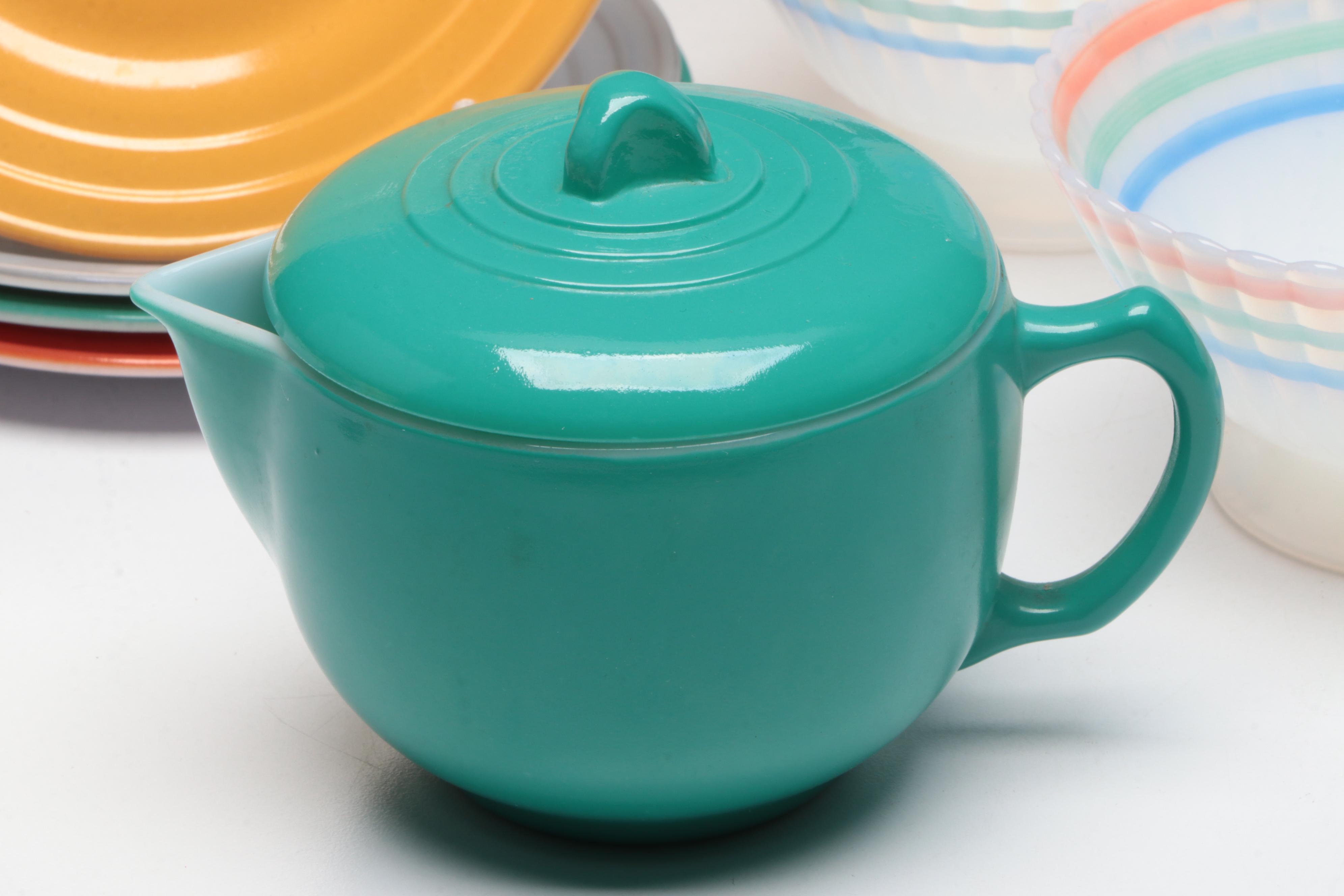 Hazel-Atlas "Moderntone" Little Hostess Set with Macbeth-Evans Glass ...