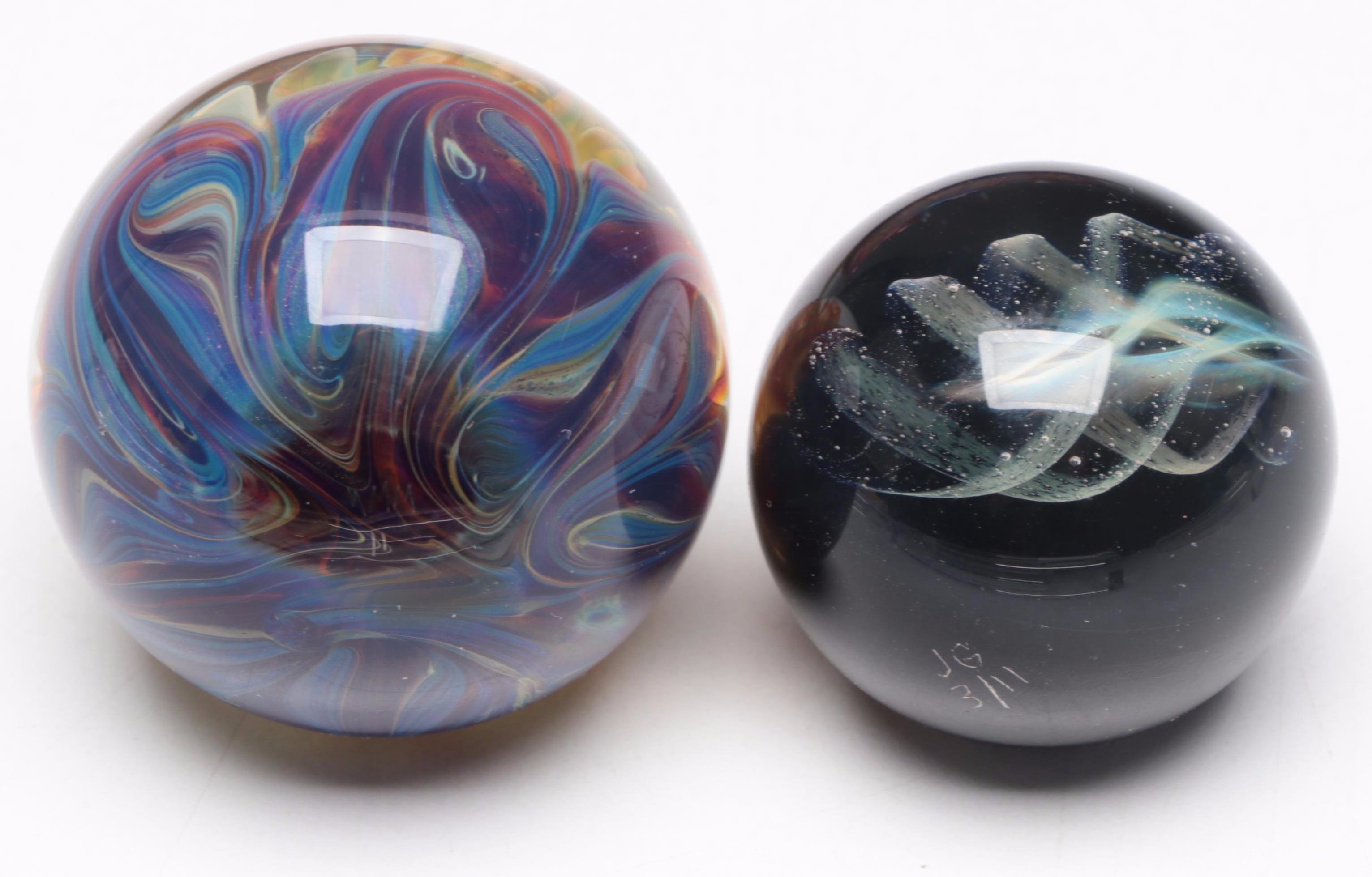 Mad Man Marbles and Other Artist Initialed Dichroic Glass Marbles | EBTH