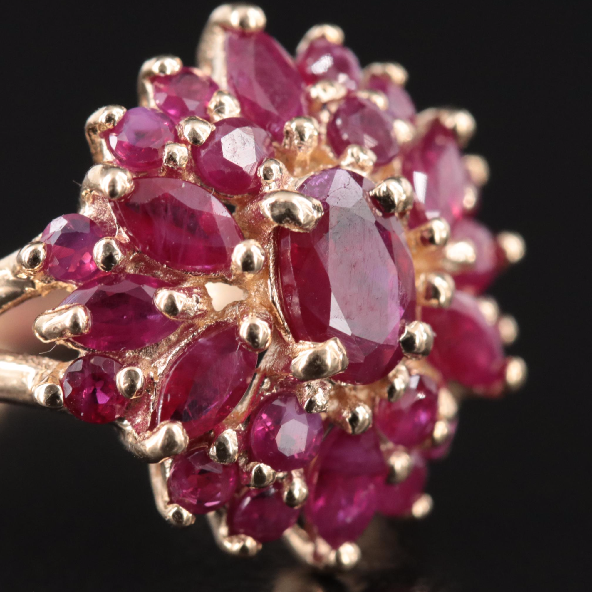 10K Ruby Cluster Ring | EBTH