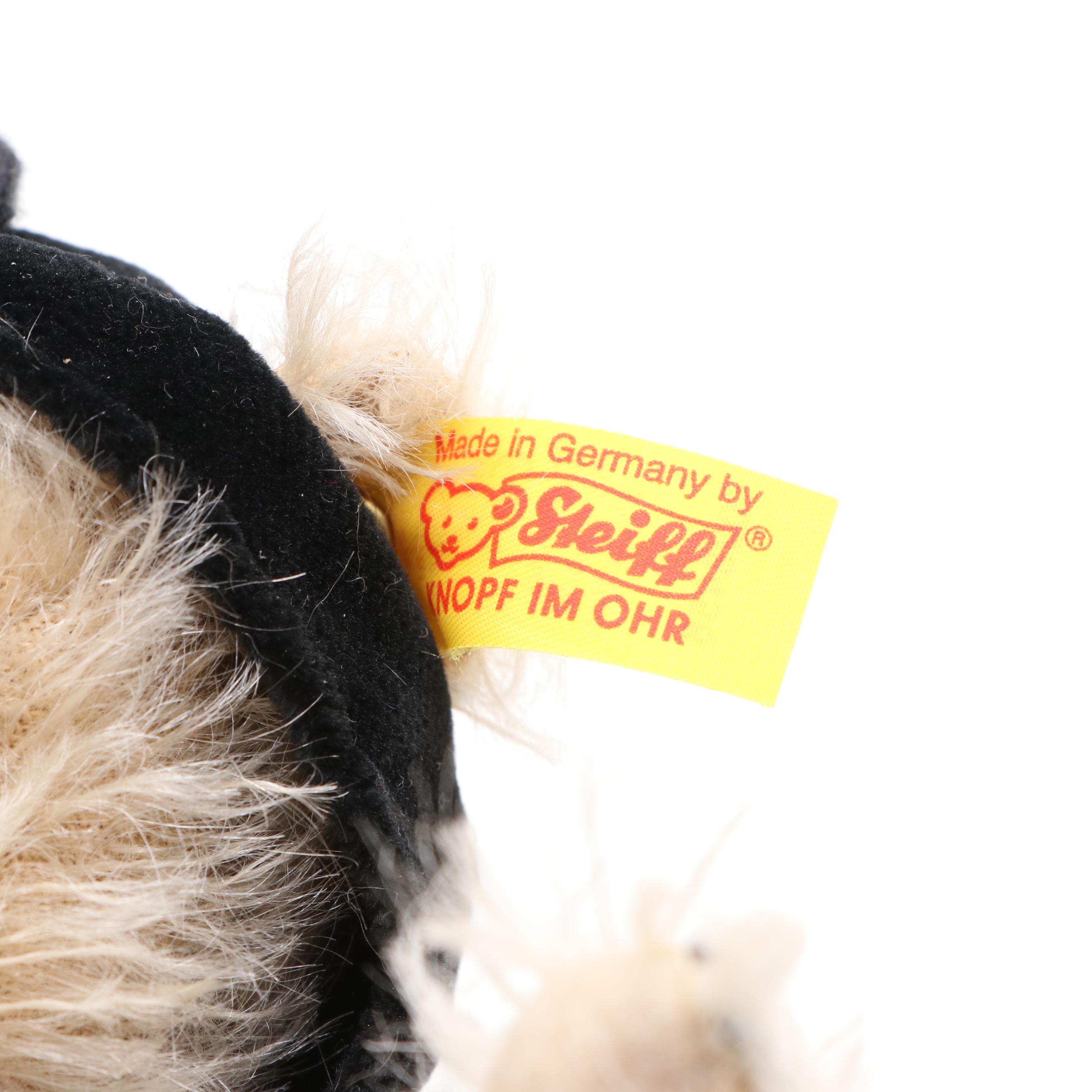 Steiff Classic Series "Bee" Mohair Teddy Bear | EBTH