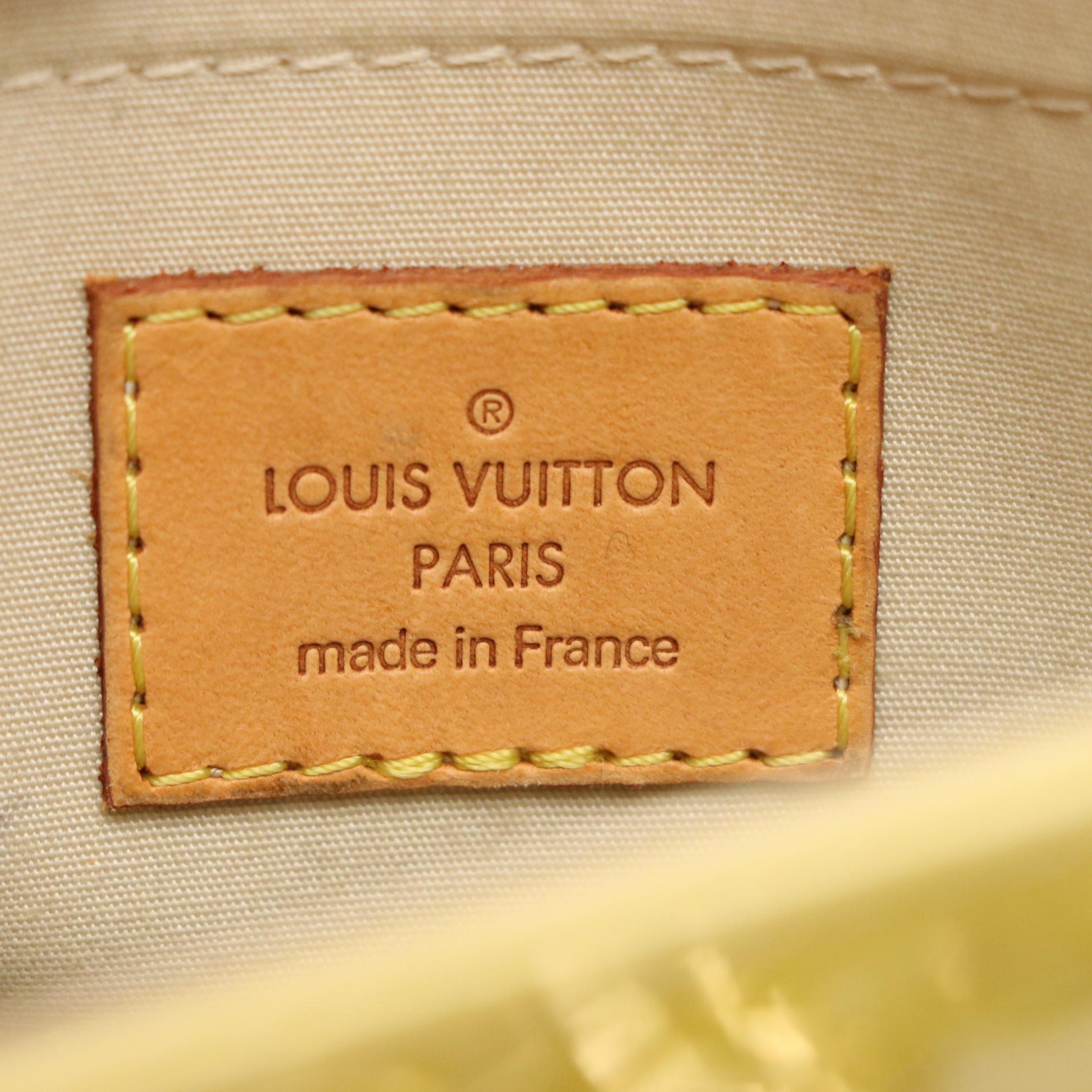 Louis Vuitton Bellflower Crossbody Bag in Lime Monogram Vernis Leather ...