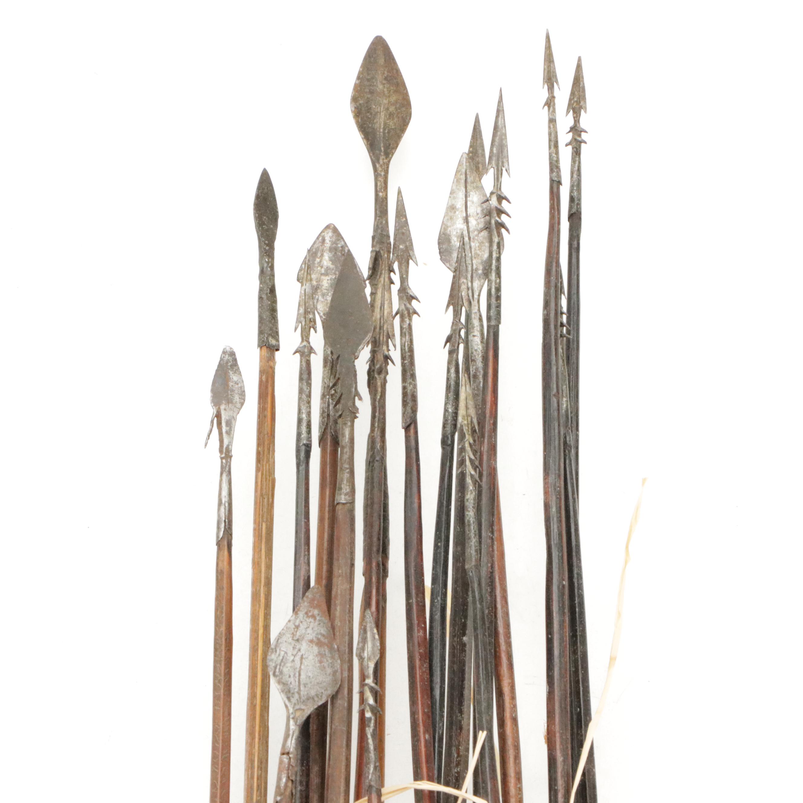 Masaai Barbed Arrows With Rattan and Braided Quiver | EBTH