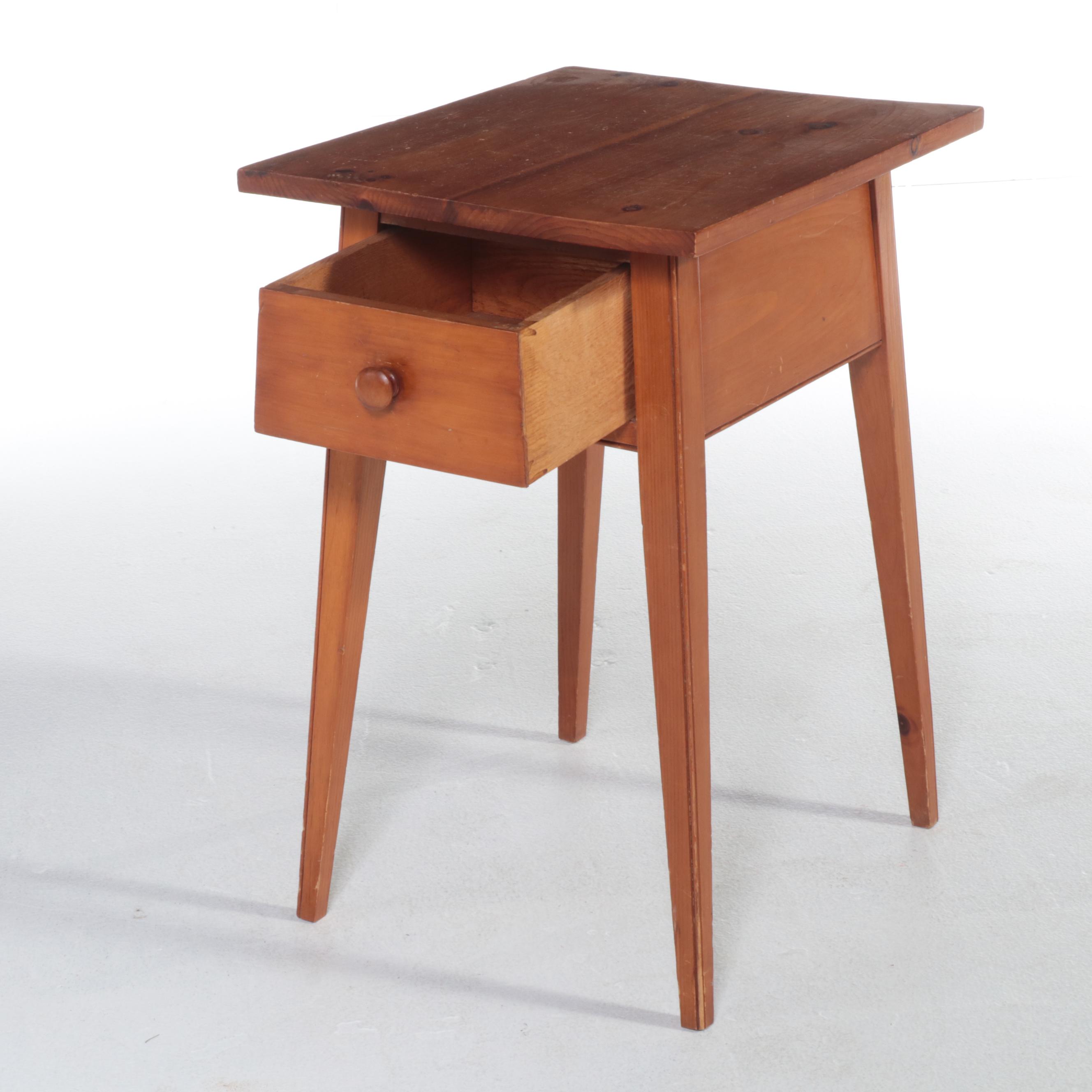 American Primitive Pine Splay-Leg Side Table, 20th Century | EBTH