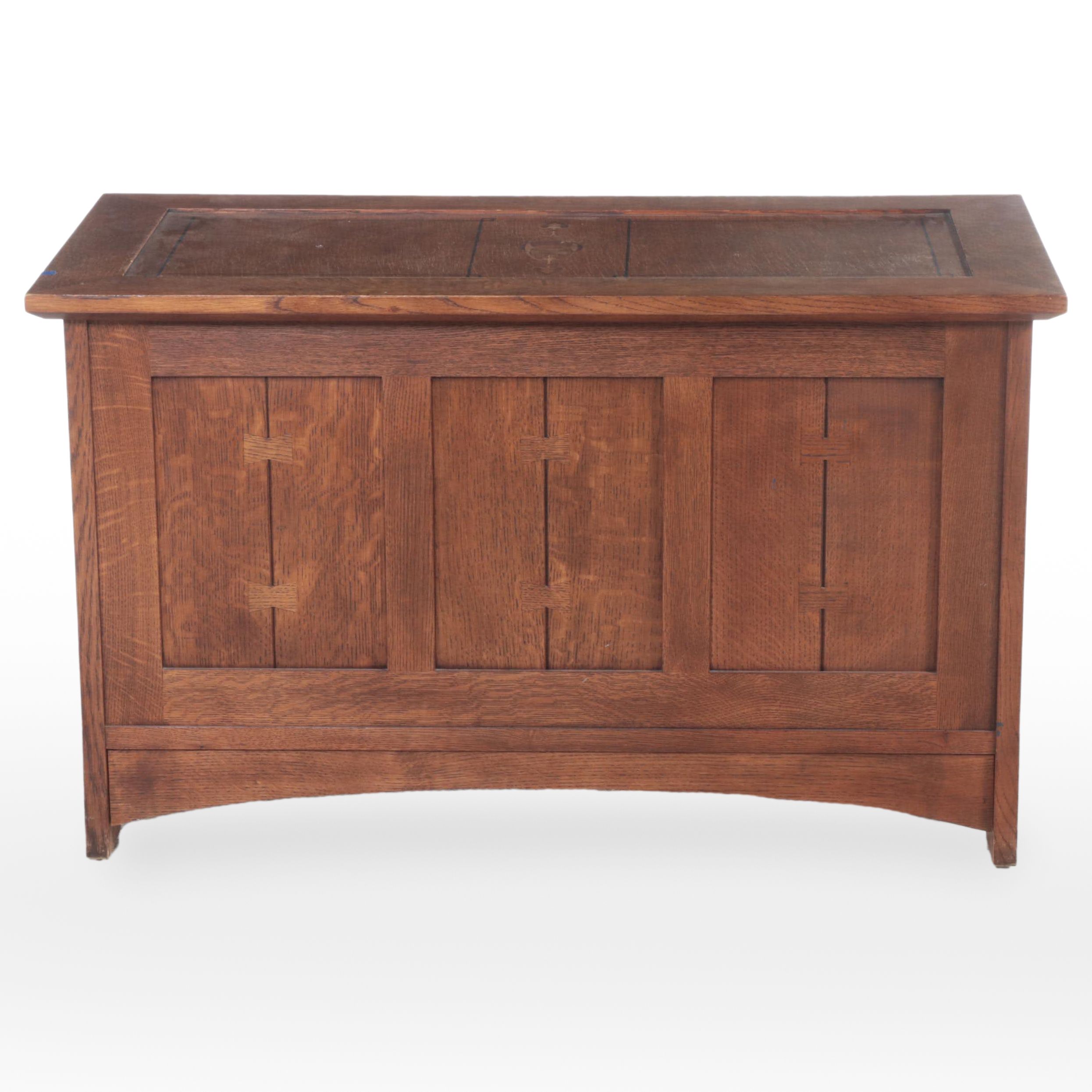 Stickley Arts and Crafts Oak and Inlaid Trunk | EBTH