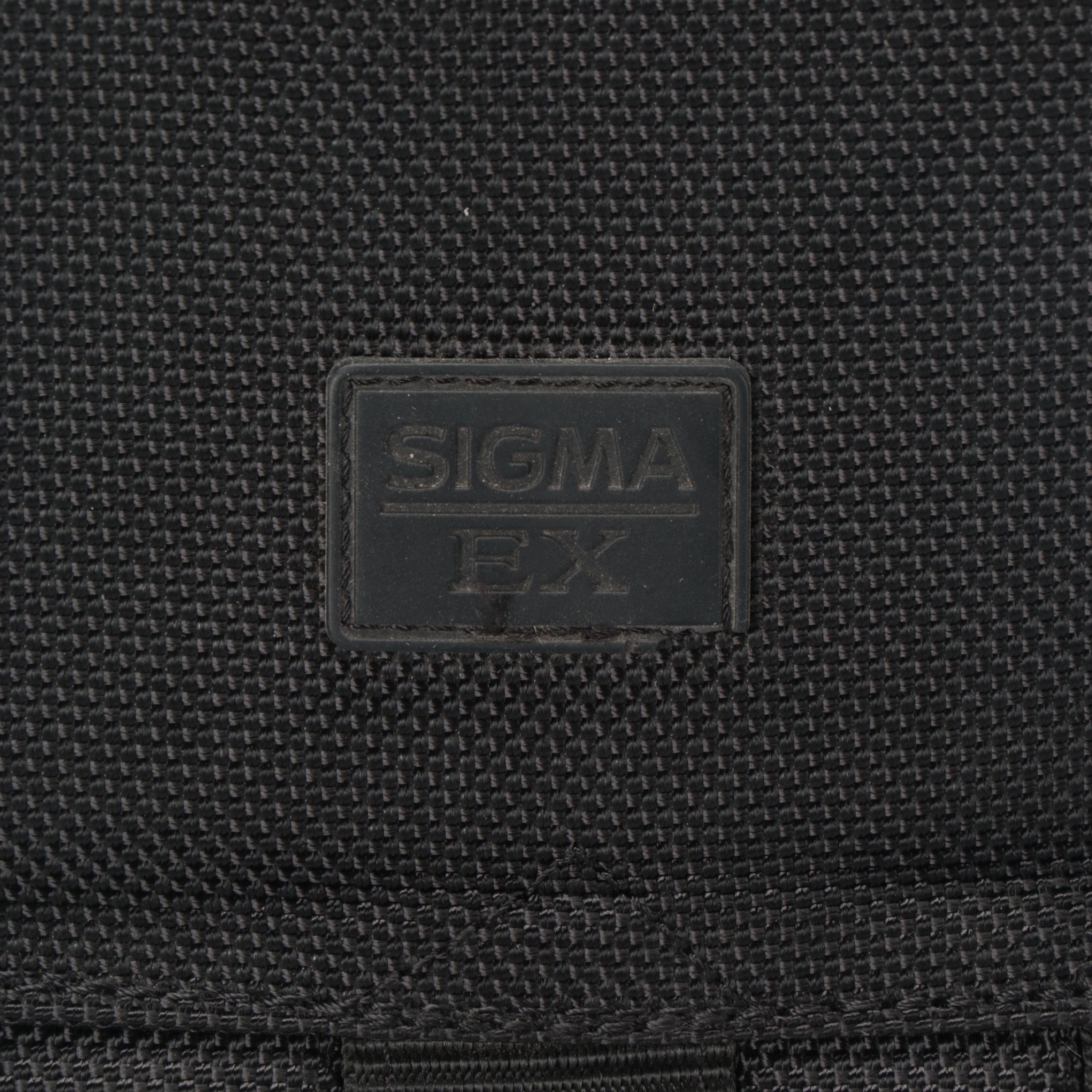 Sigma EX Nylon and Rubber Soft Padded Lens Bag | EBTH