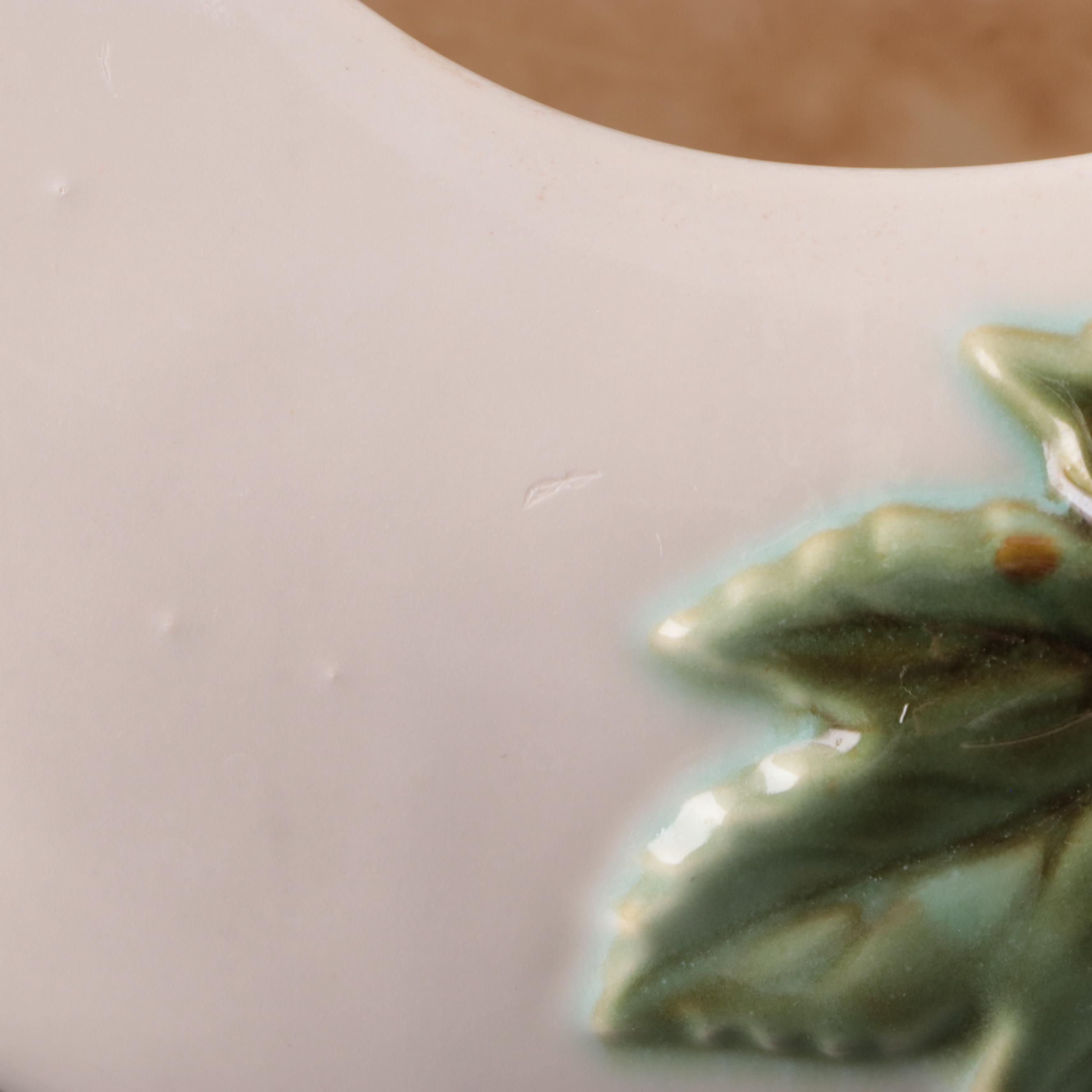 Hull Pottery "Tokay Tuscany White" Ceramic Moon Basket, Late 1950s | EBTH