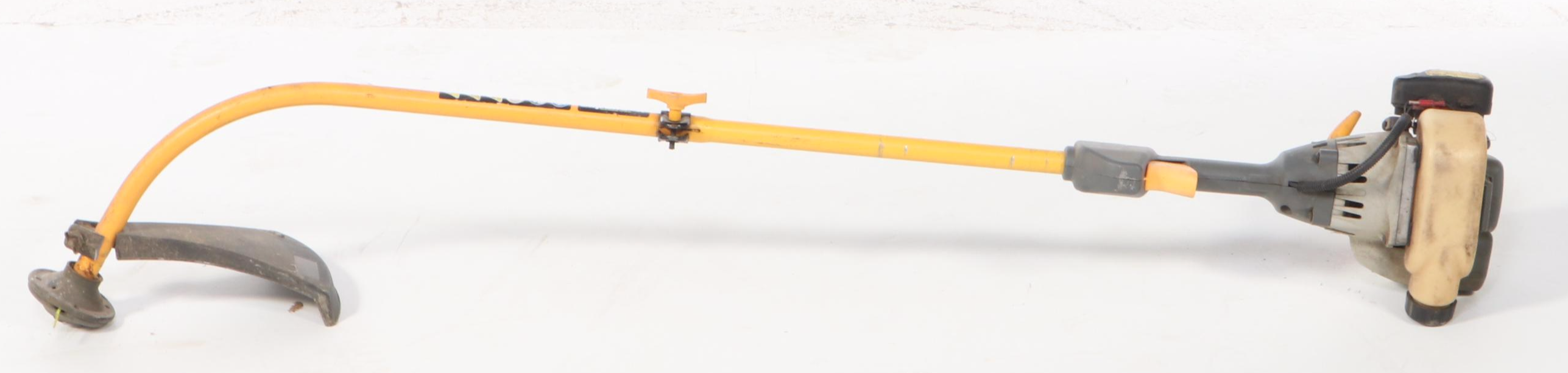 Ryobi CS30 String Trimmer with Expand It Attachment | EBTH