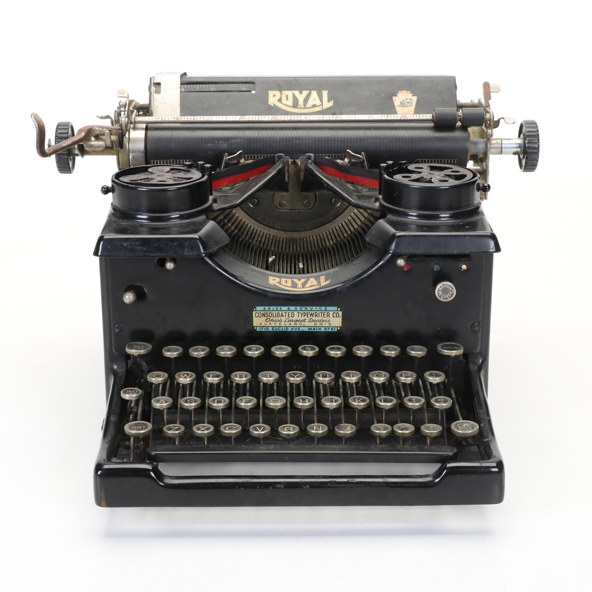 Royal "Like-Nu" Regal Rebuilt No.10 Typewriter, Early 20th Century | EBTH