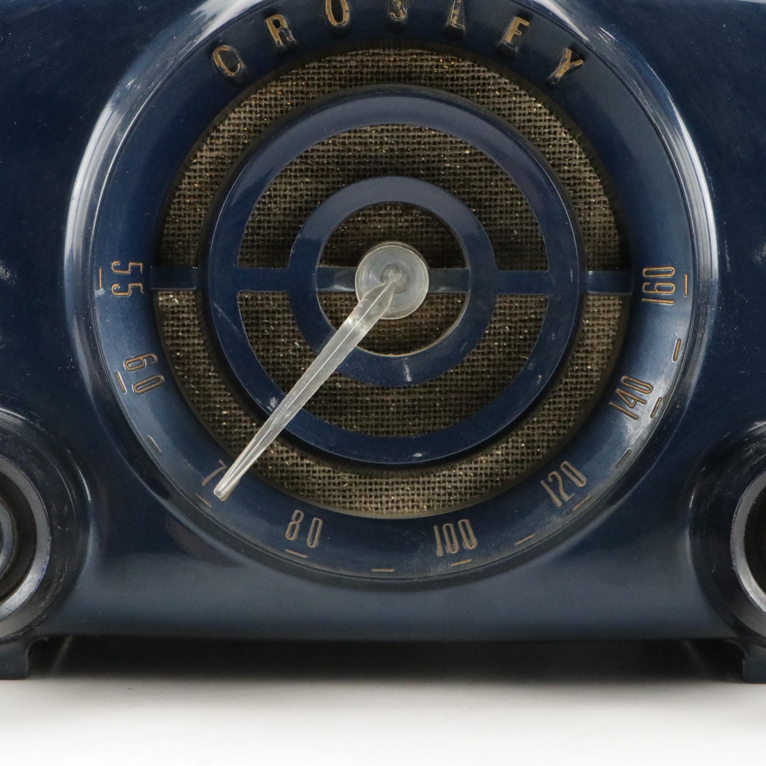 Crosley Corded Tabletop Tube Radio, 20th Century | EBTH