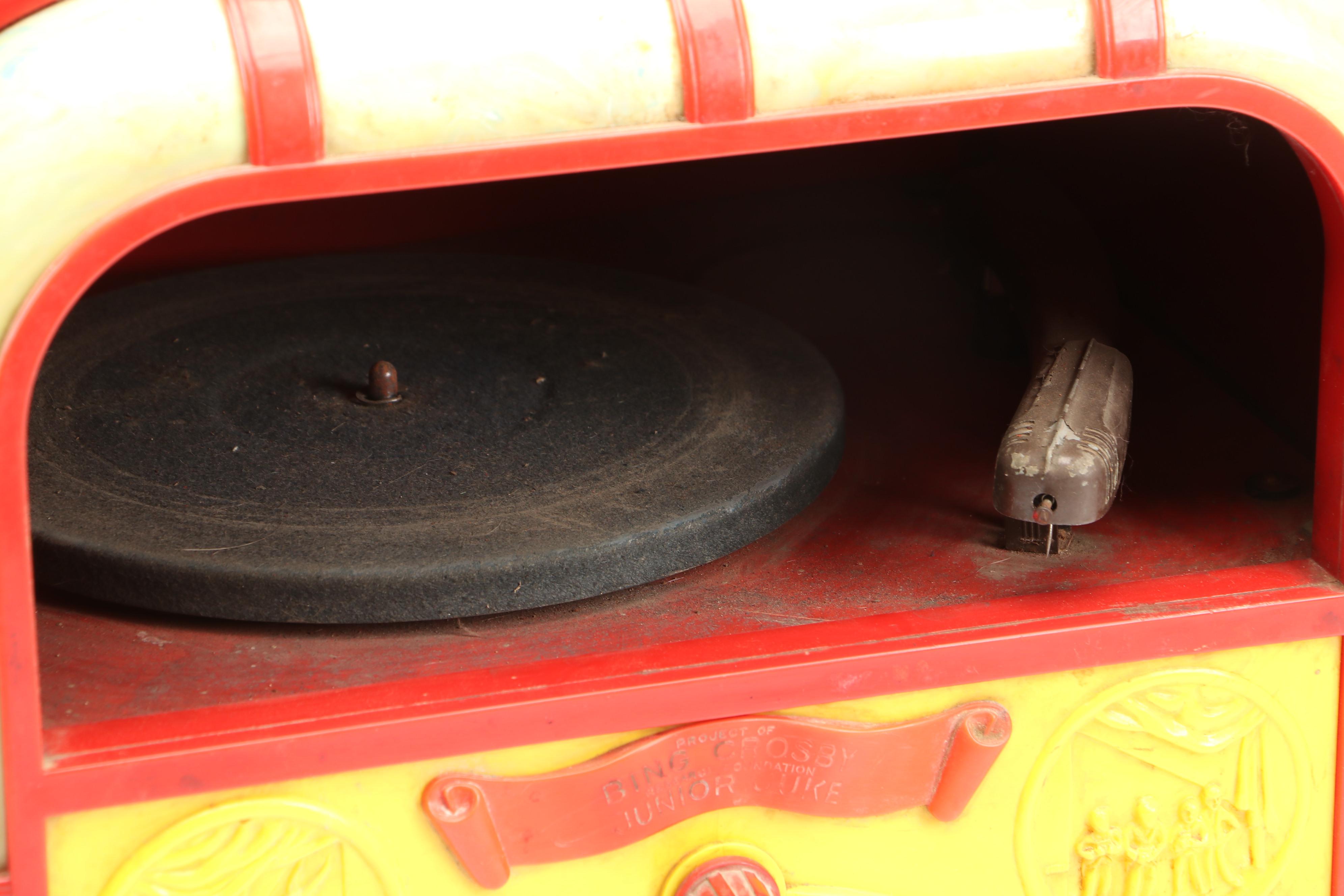Bing Crosby Tin Litho and Celluloid Junior Jukebox | EBTH