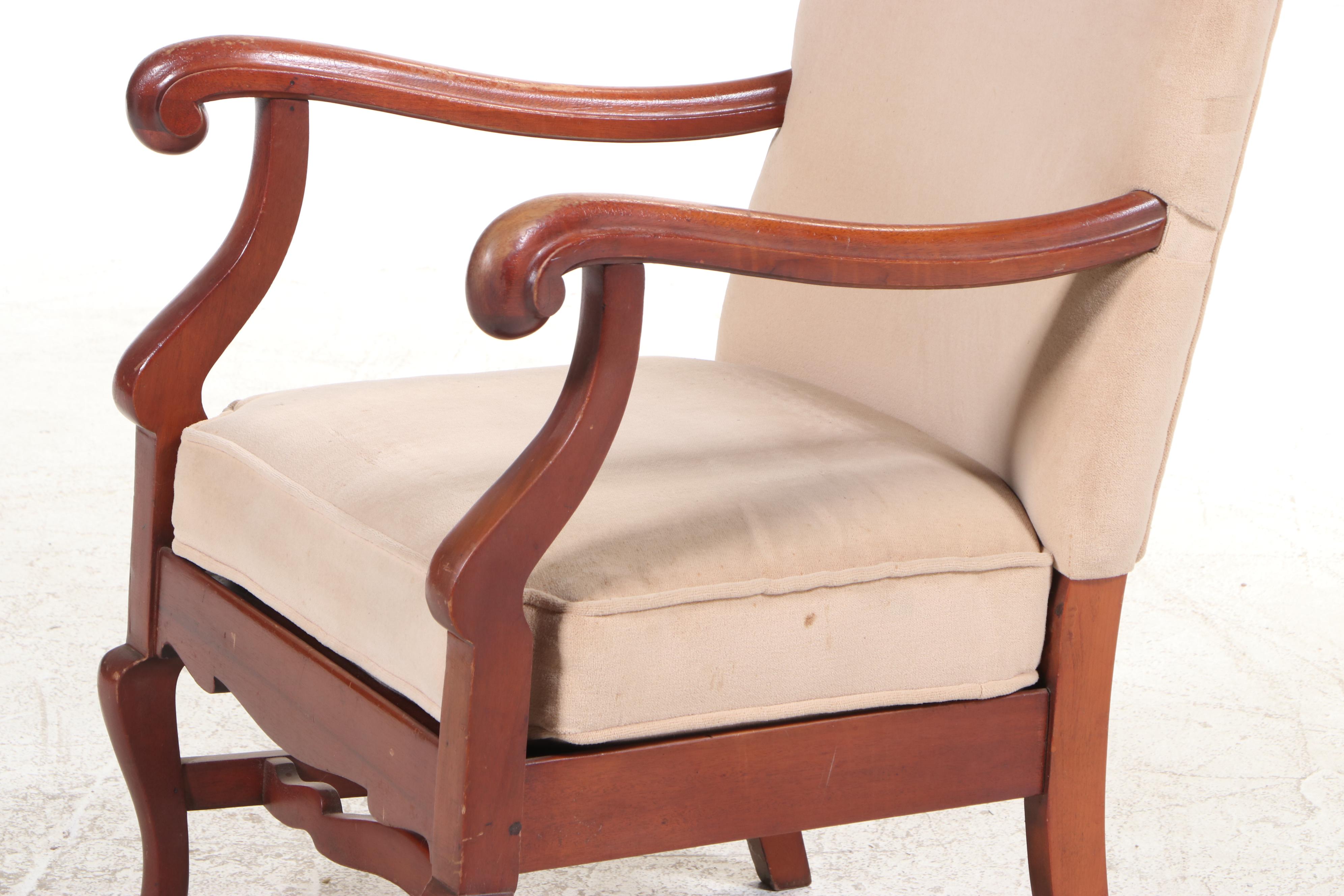 F.H. Conant's Sons Queen Anne Style Mahogany Armchair, Early 20th ...