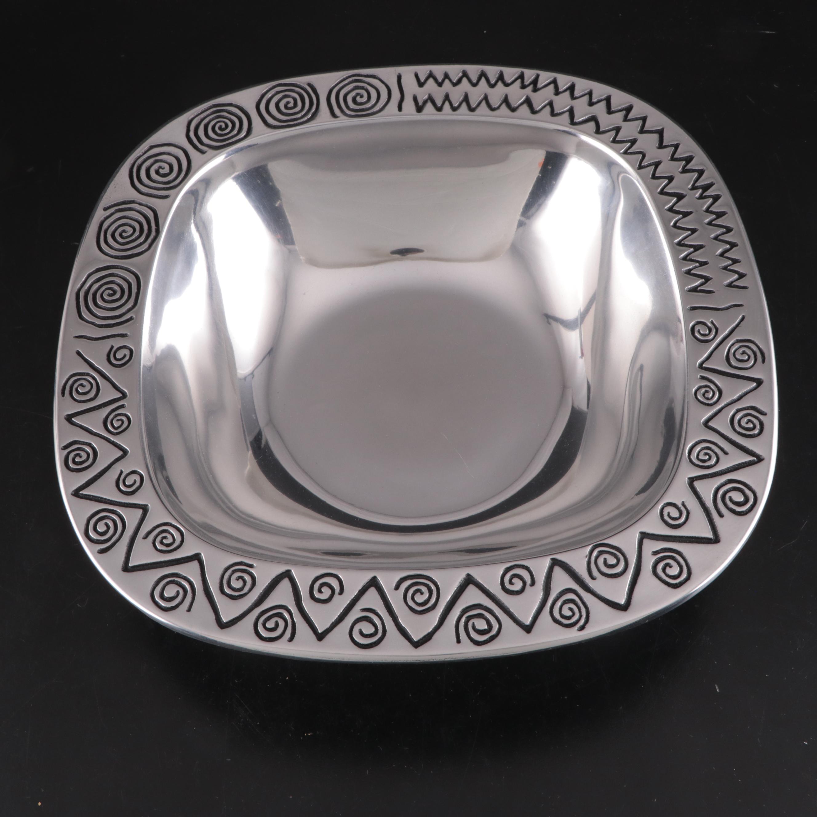 Wilton Armetale "Reggae" Serveware and Bottle Coasters | EBTH