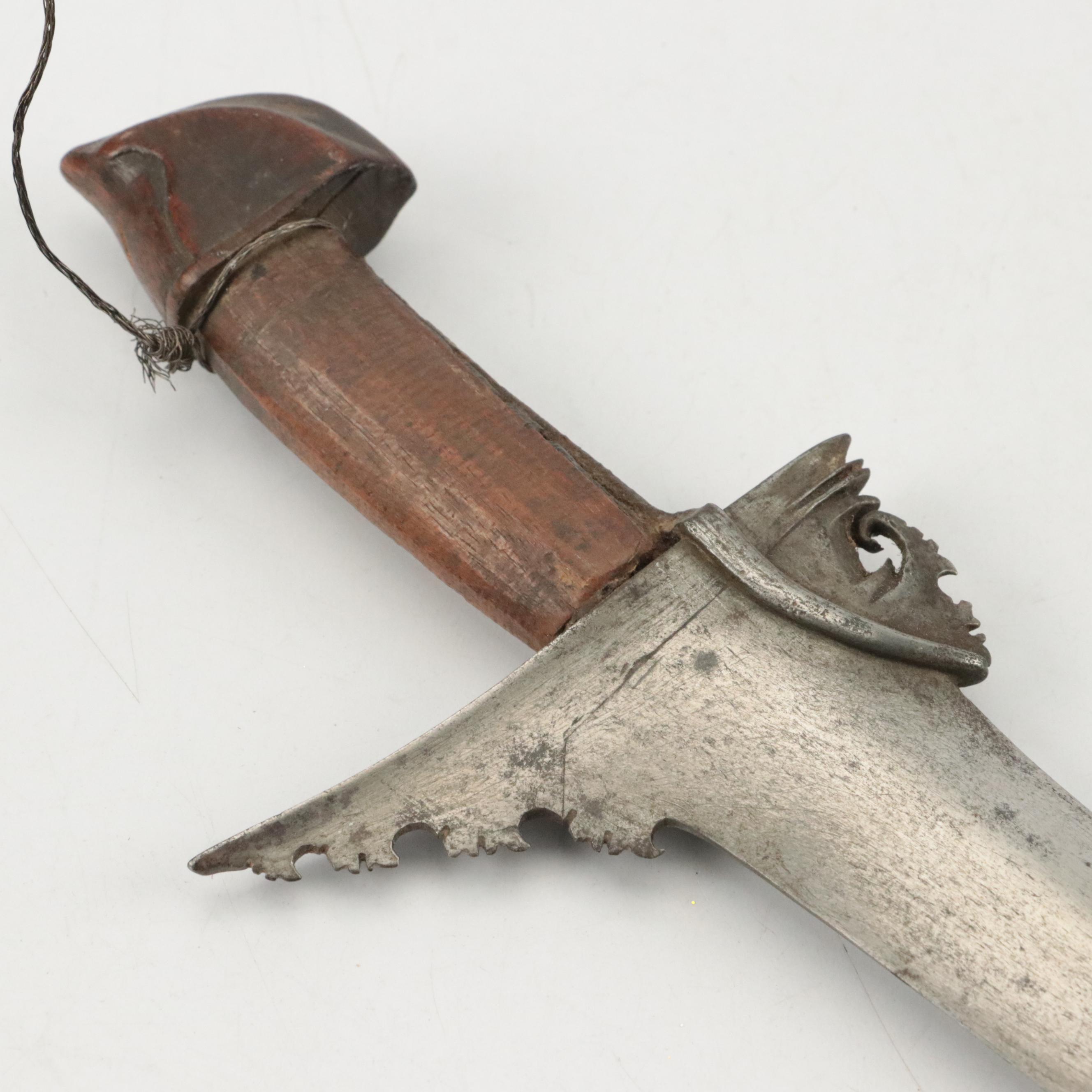 Bowie Knife With Kalis Sundang Sword | EBTH