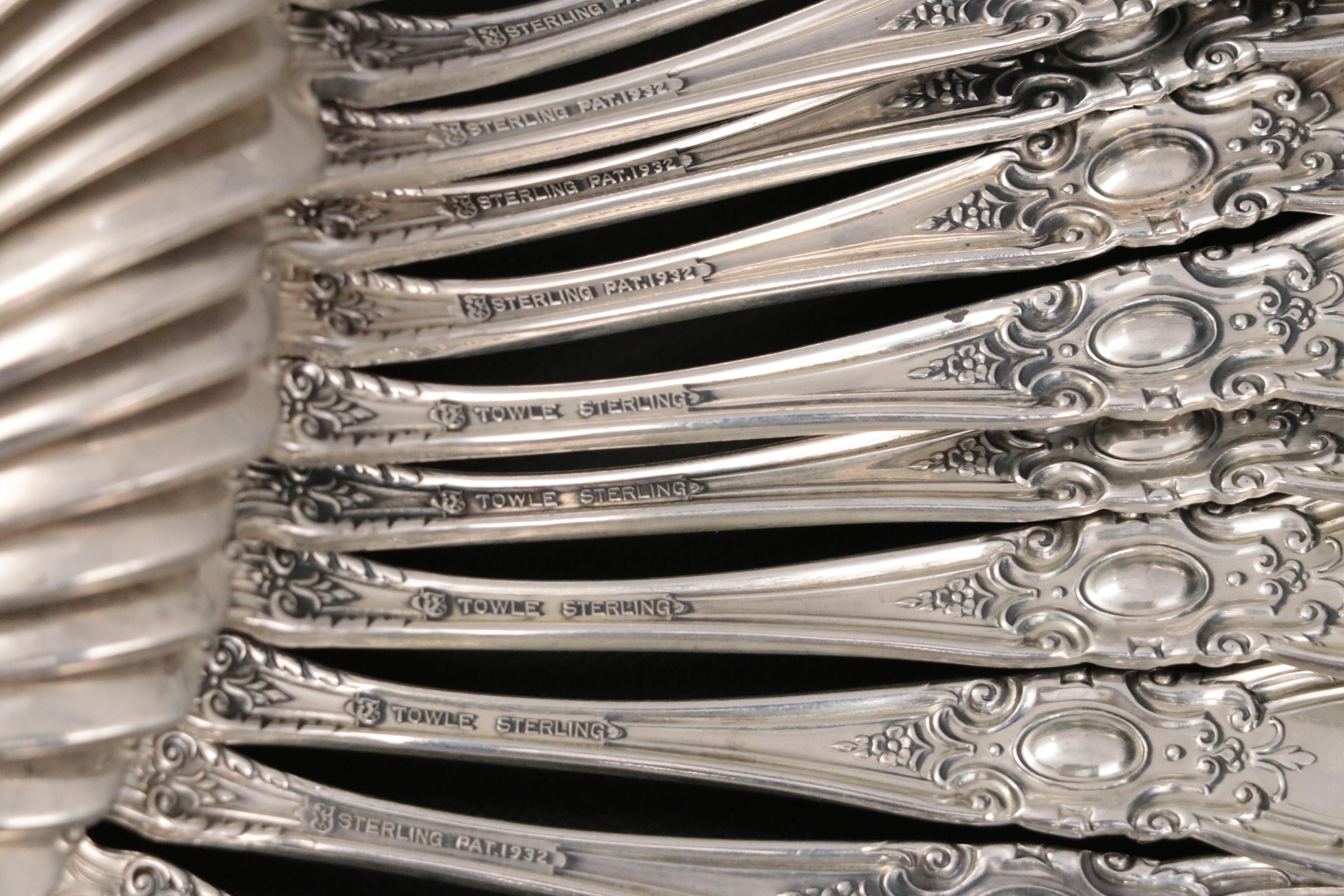 Towle "King Richard" Sterling Silver Flatware Collection | EBTH