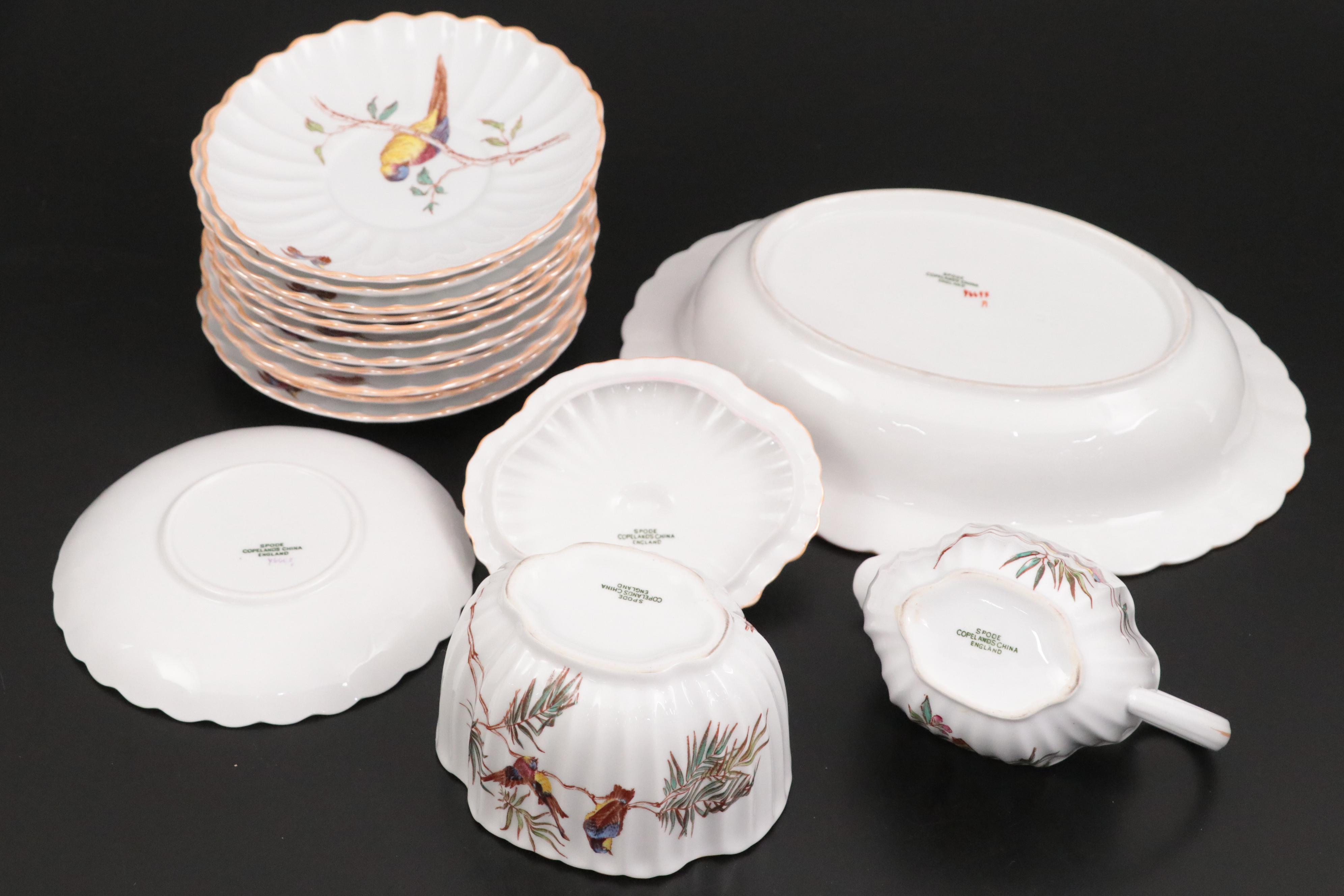 Copeland Spode Bird Pattern Dinnerware and Serving Pieces | EBTH