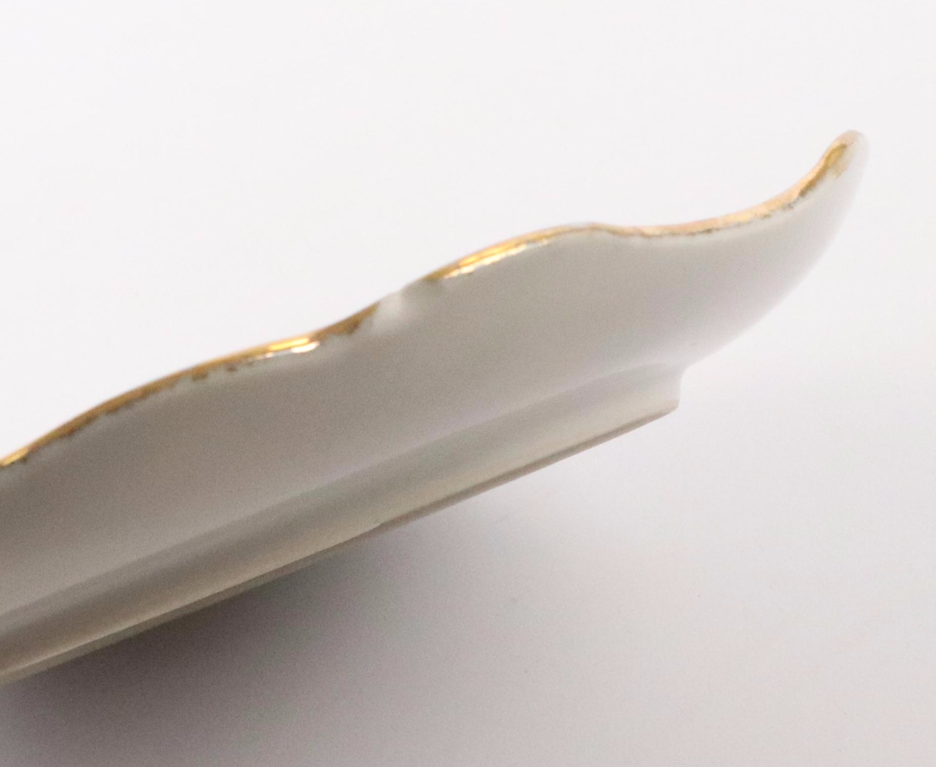 Royal Sealy Shell-Shaped Snack Plate Set with Rose Motif | EBTH