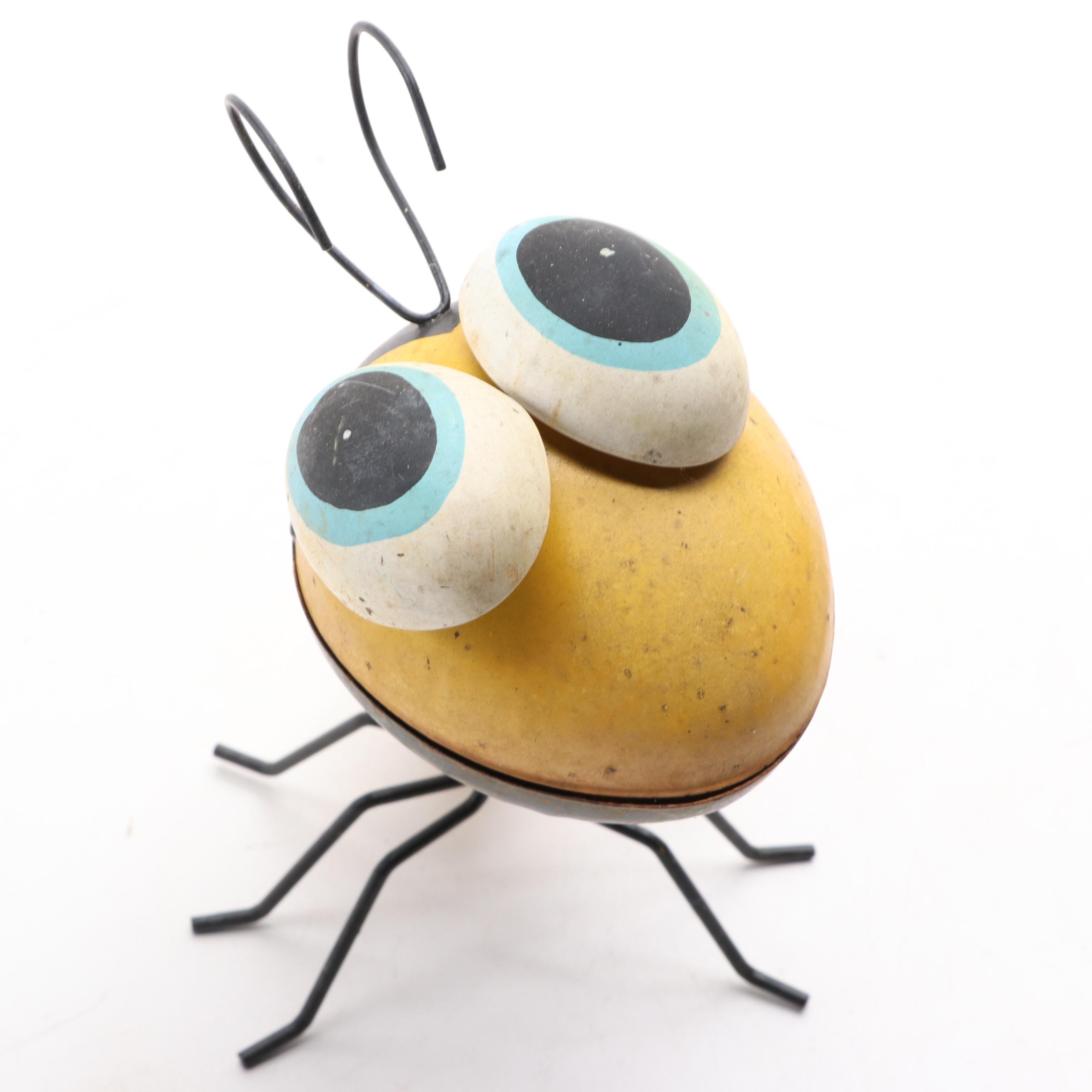 Praying Mantis, Bee and Lady Bug Bobble Head Outdoor Figurines | EBTH