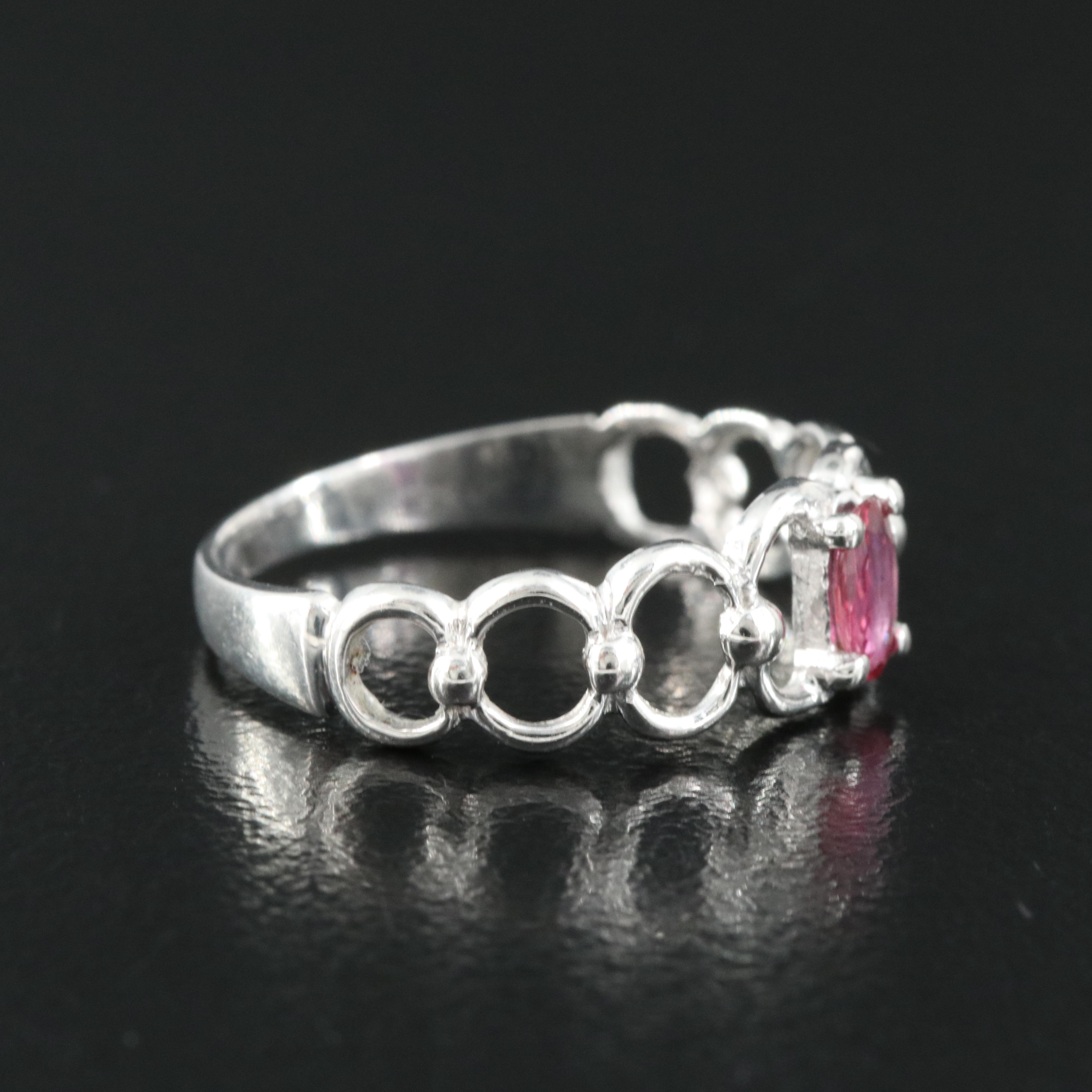 Platinum Ruby Ring | EBTH