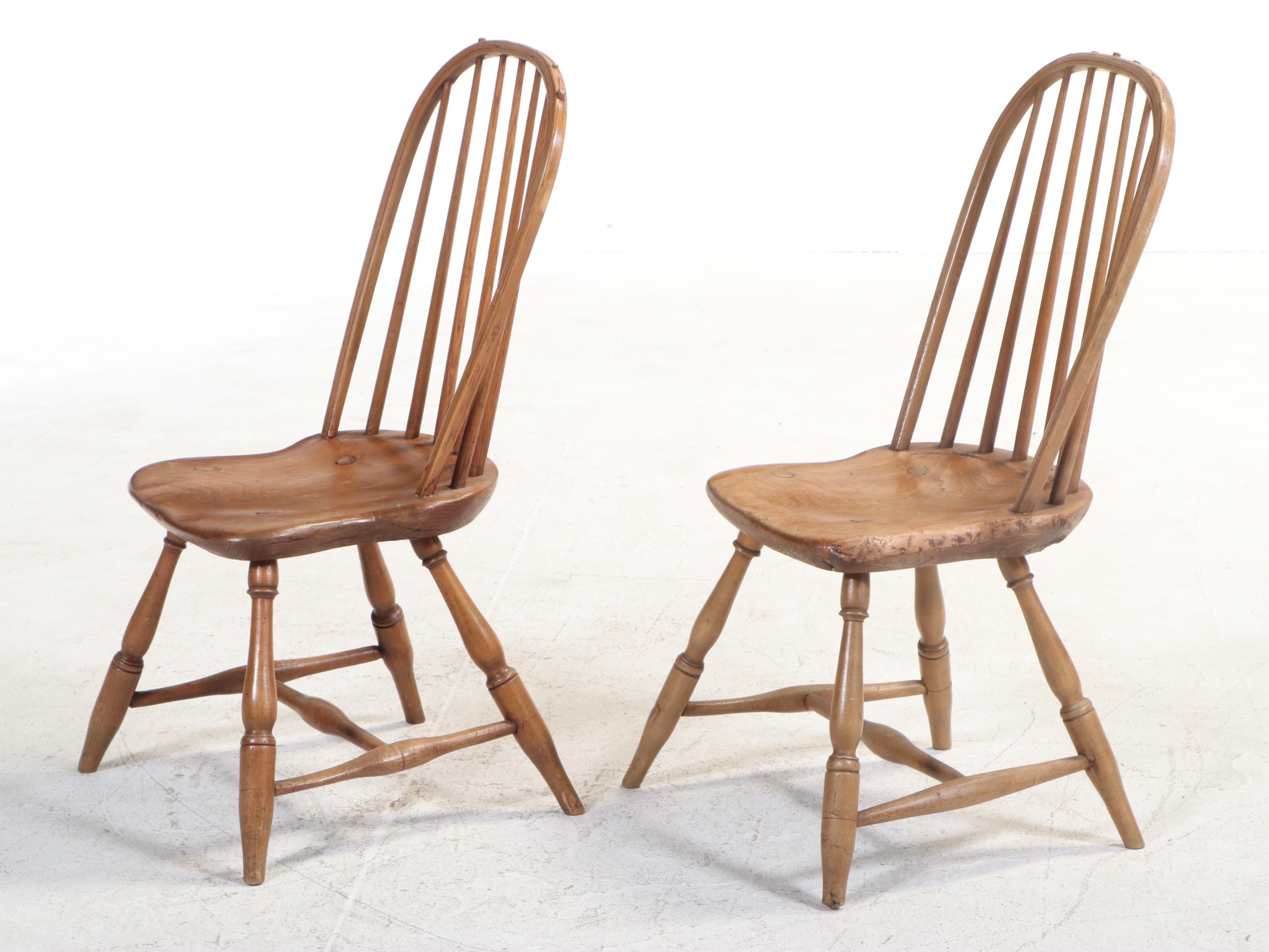 Two American Rod-Back Windsor Side Chairs, Early 19th Century | EBTH