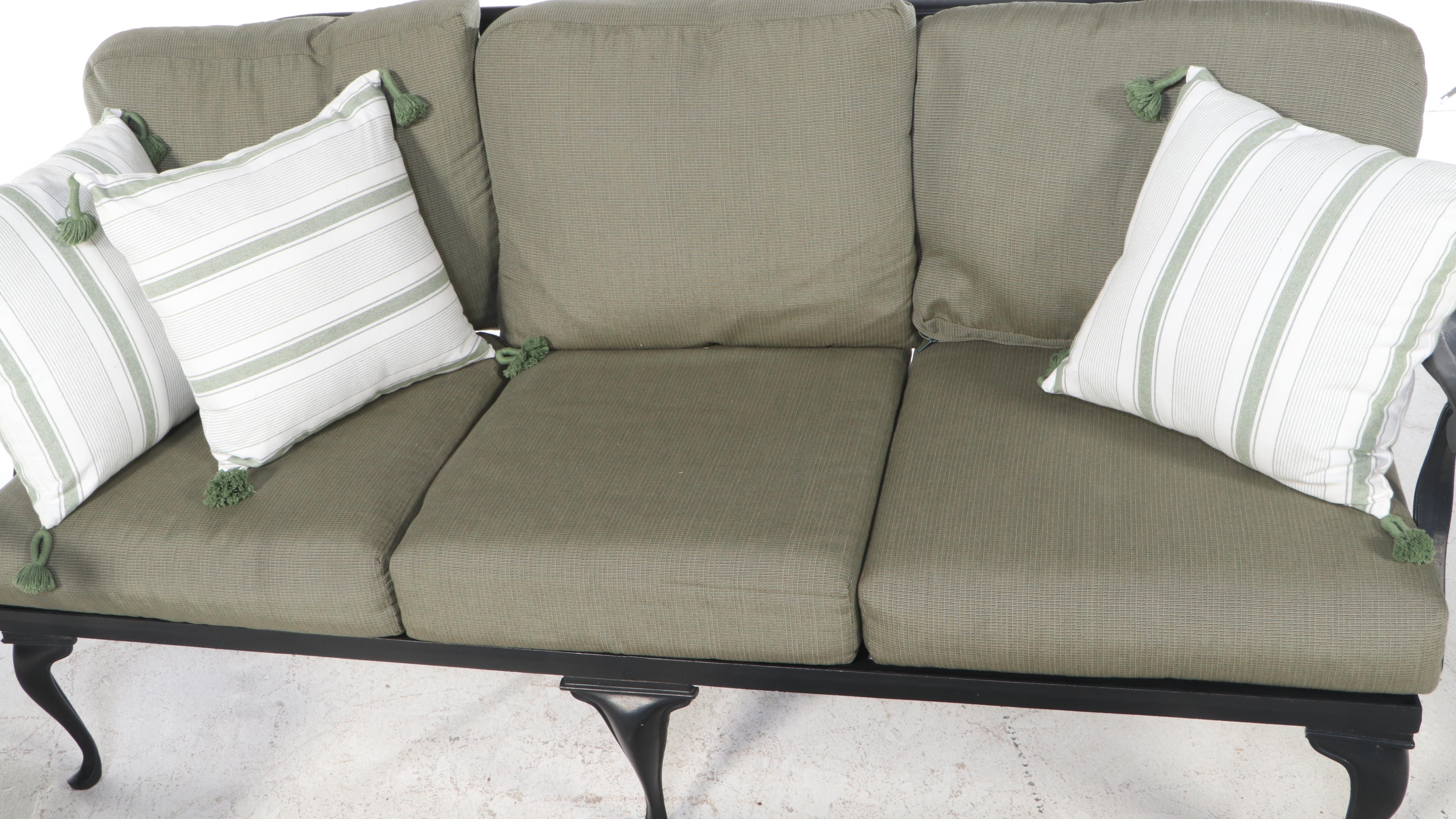 Contemporary Cast Aluminum Patio Lounge Seating Set | EBTH