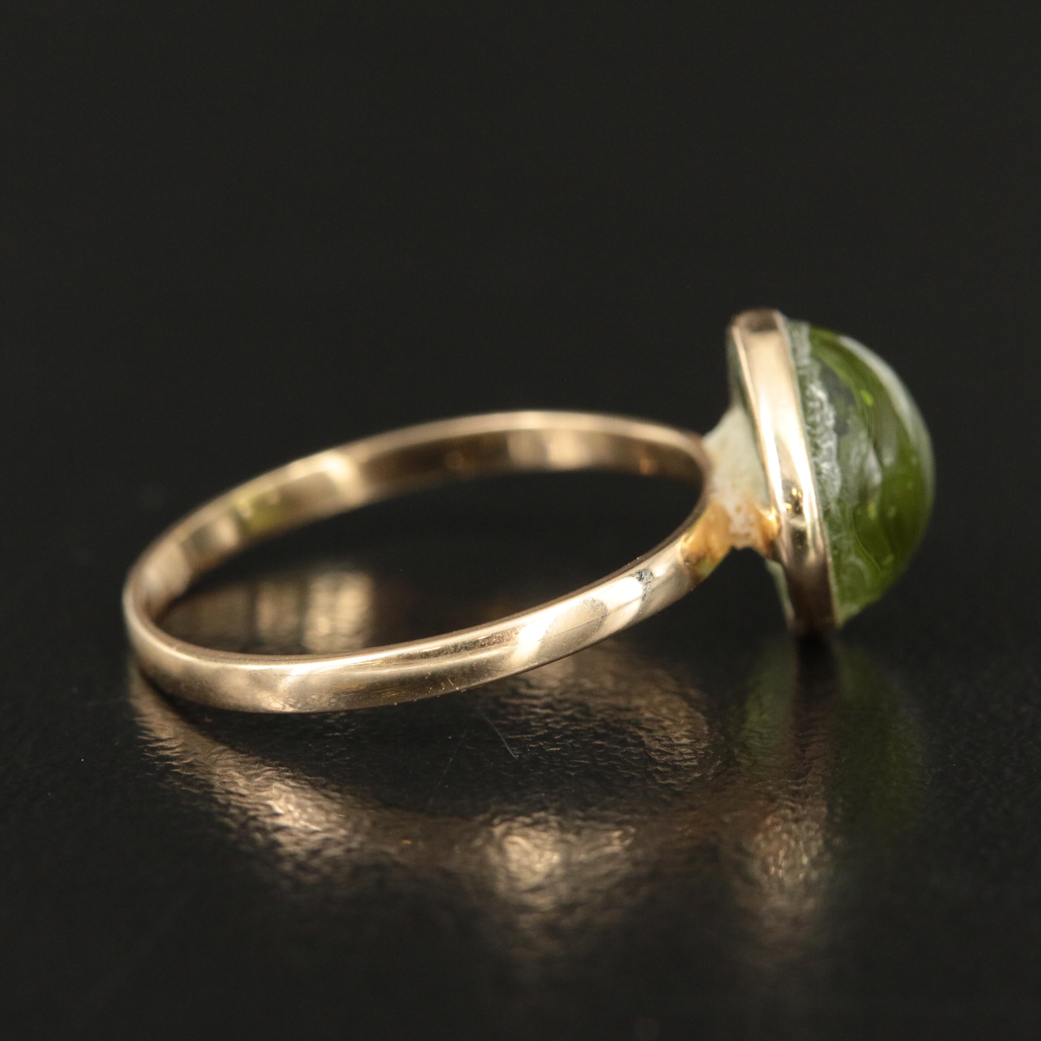 14K Peridot Solitaire Ring | EBTH
