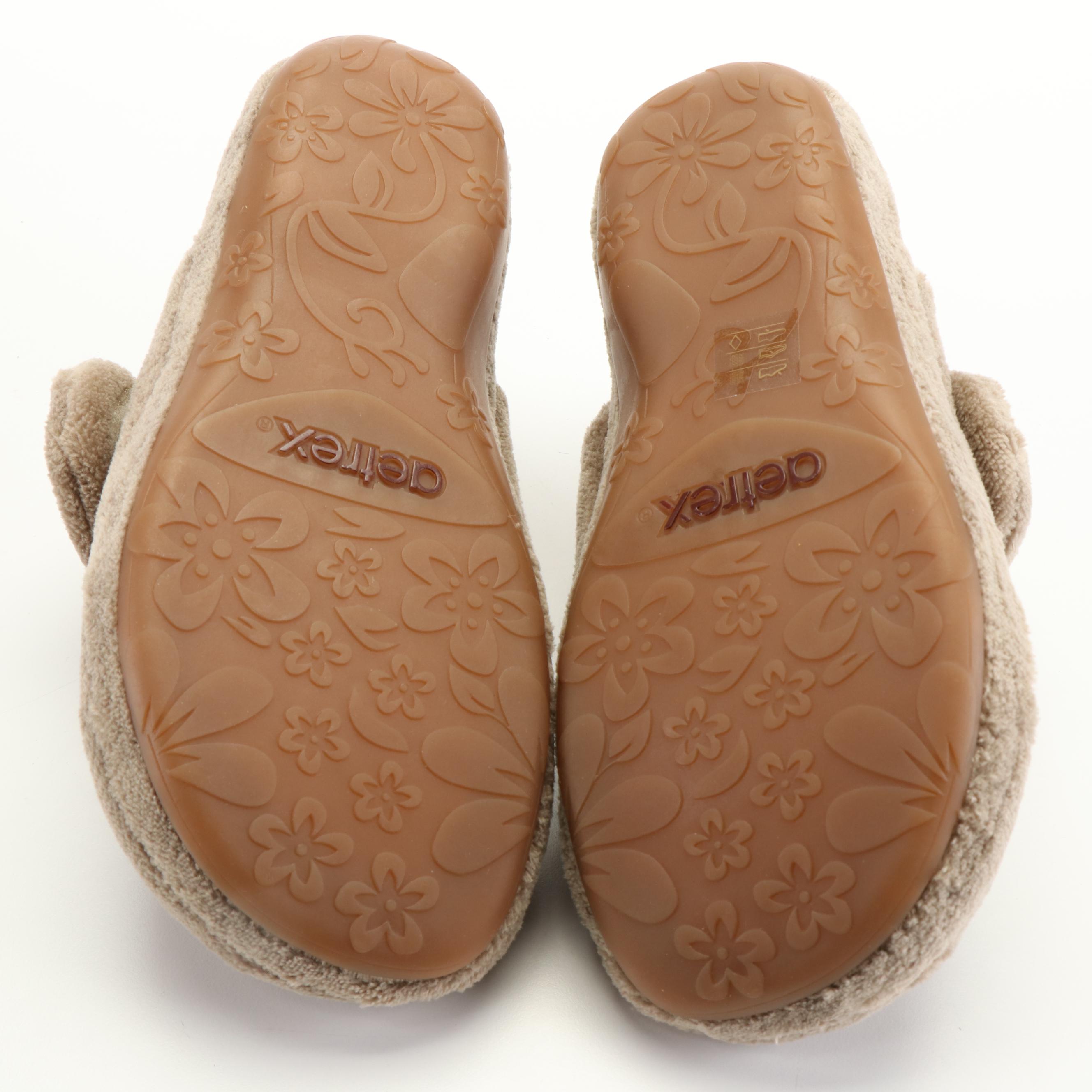 EU Size 36 Biza, Aetrez, and Acorn Slippers and Sandals | EBTH