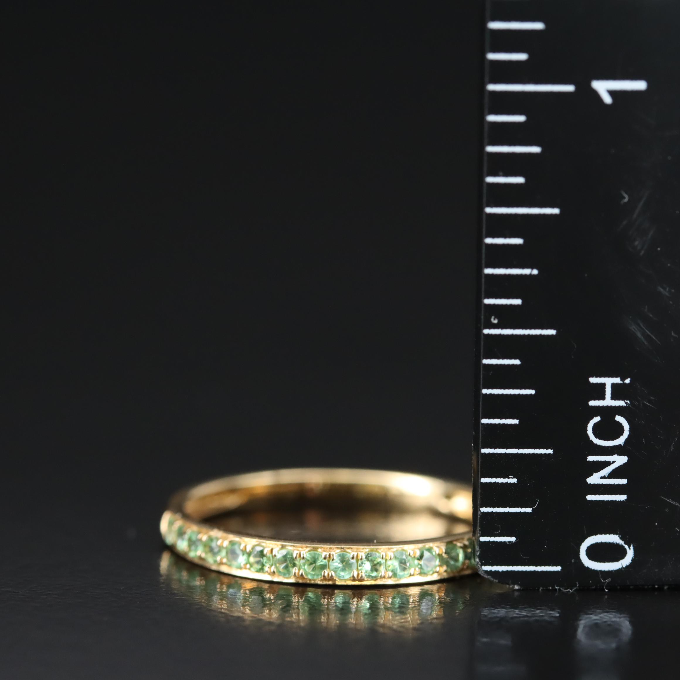 18K Tsavorite Garnet Band | EBTH