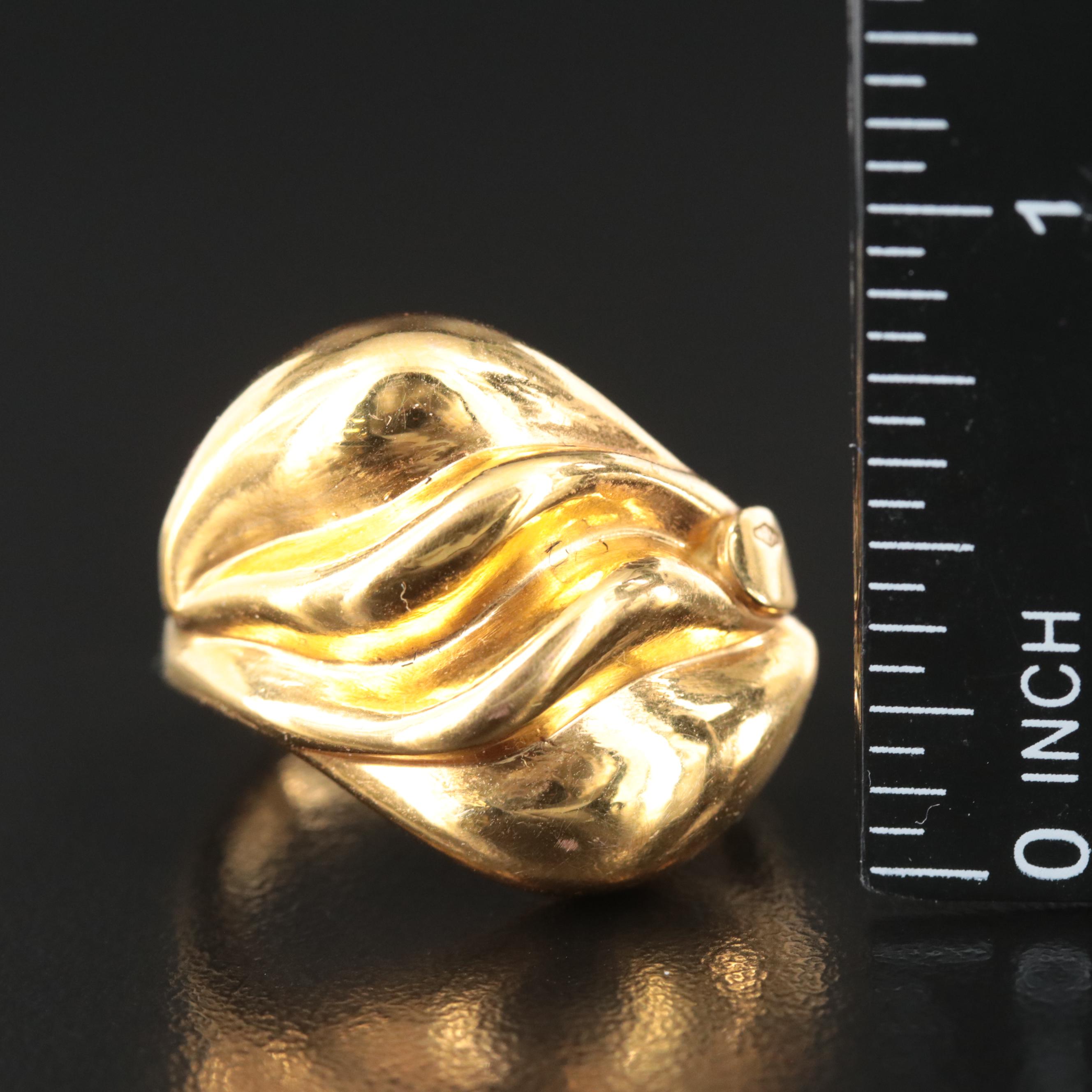 18K Fluted Ring | EBTH