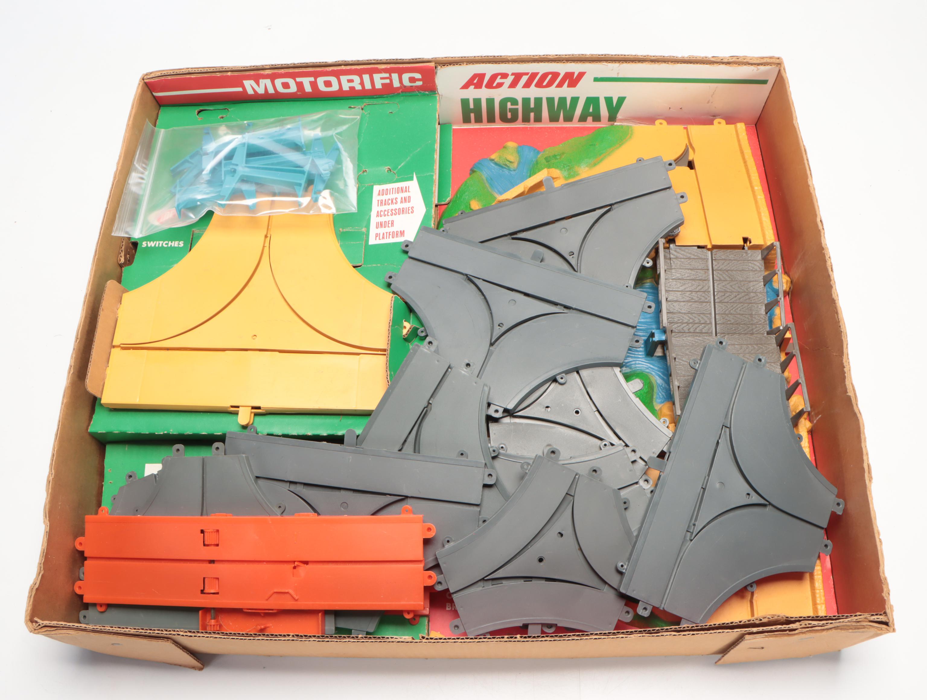 Ideal Motorific Action Highway Toy Set, Mid-20th century | EBTH