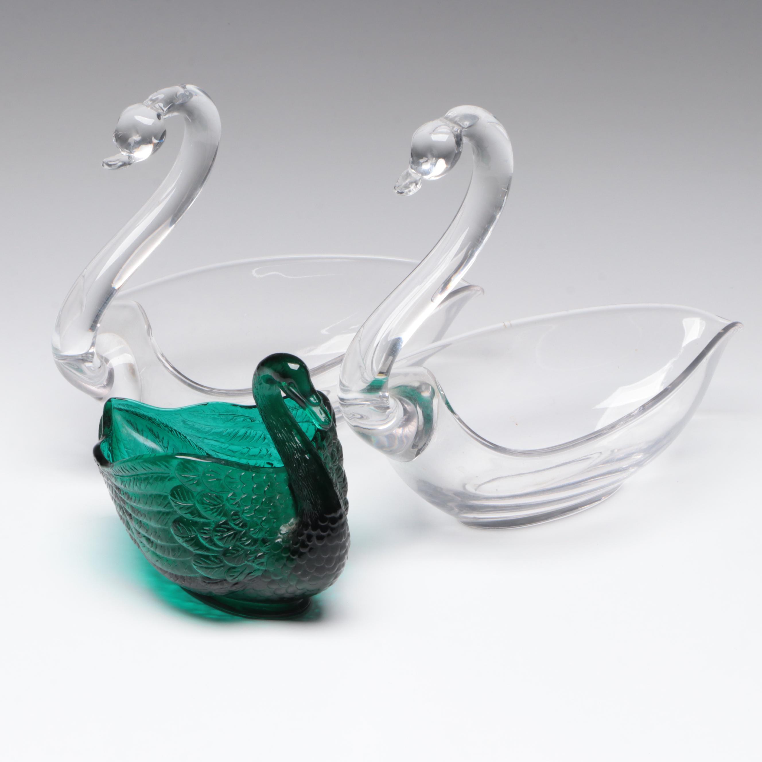 Imperial Glass and Duncan Miller Glass Swan Candy Dishes | EBTH